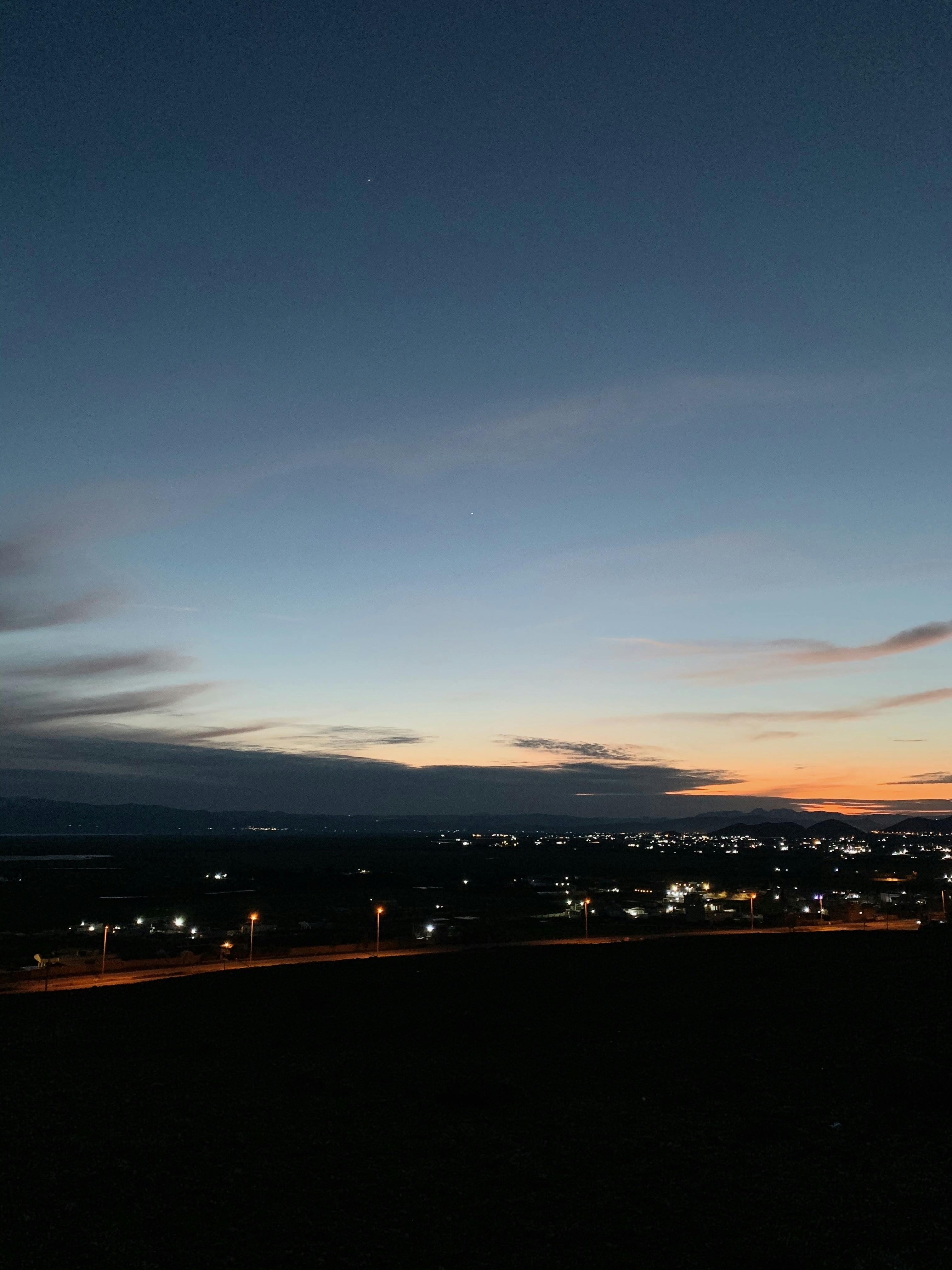 Early Dusk City Scape Photos, Download The BEST Free Early Dusk City ...