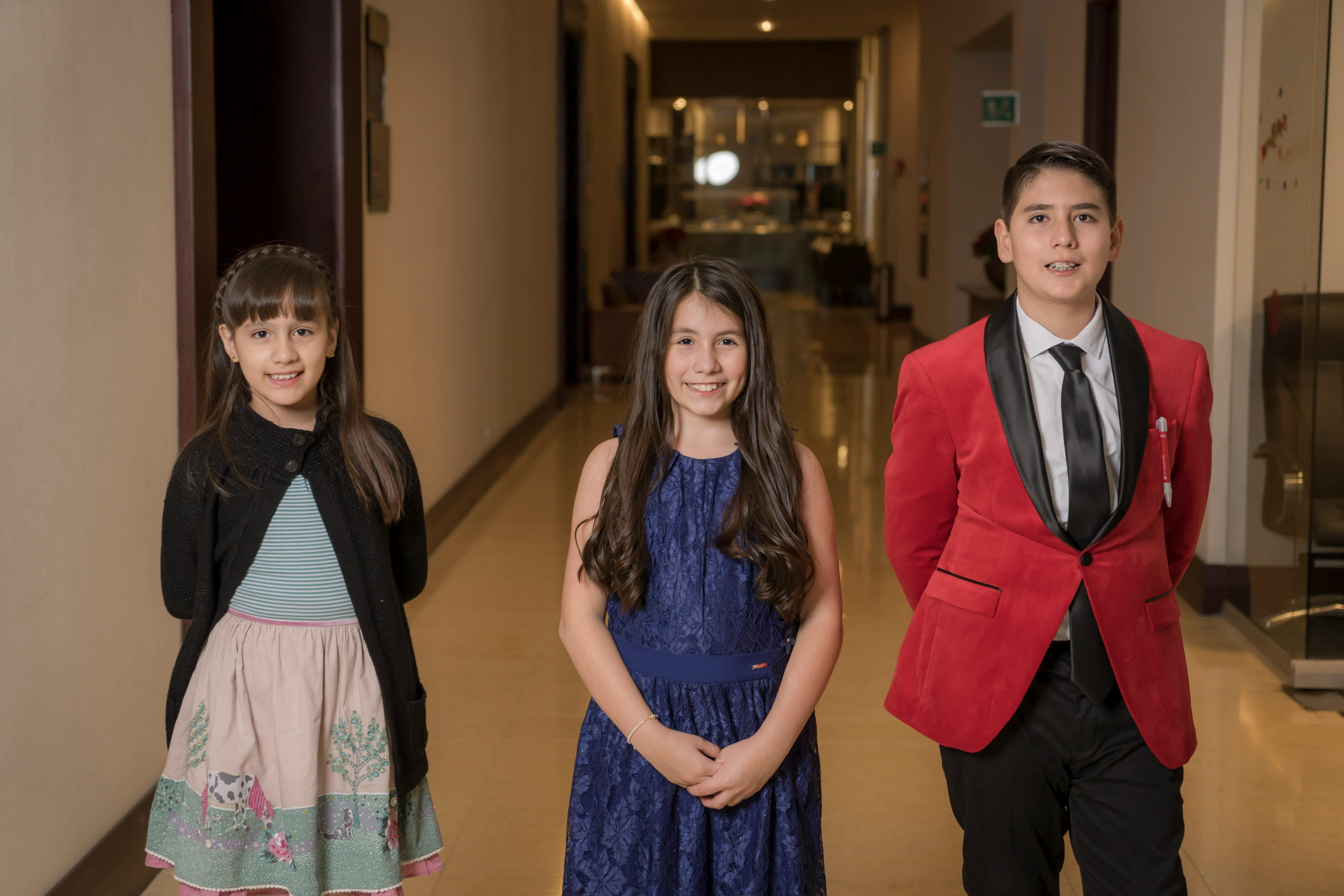 Foto de stock gratuita sobre chaval, chavalas, elegante, familia ...