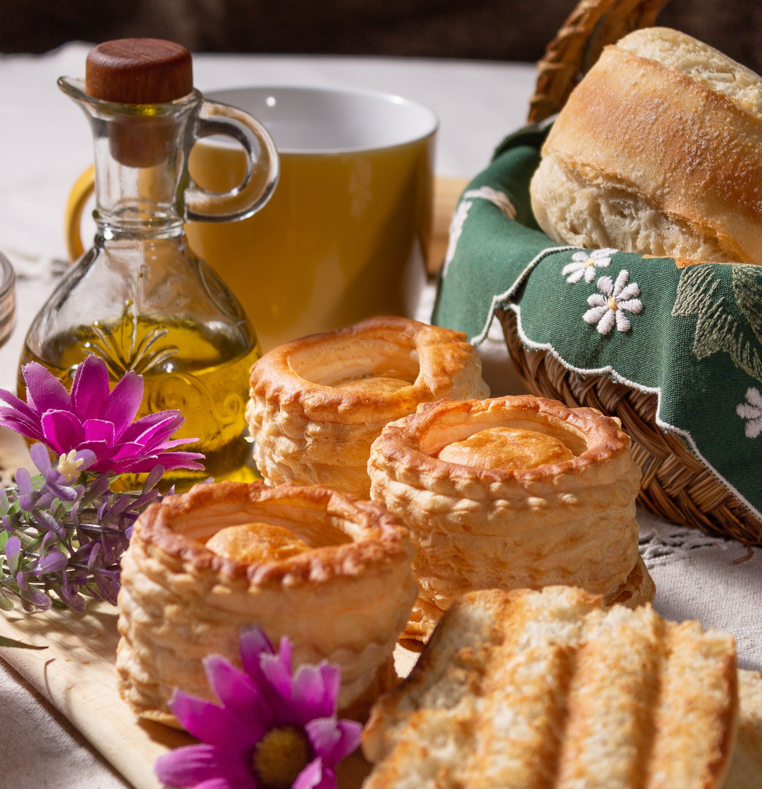 2.000+ Foto Vol-au-vent Terbaik · Unduh Gratis 100% · Foto Stok Pexels