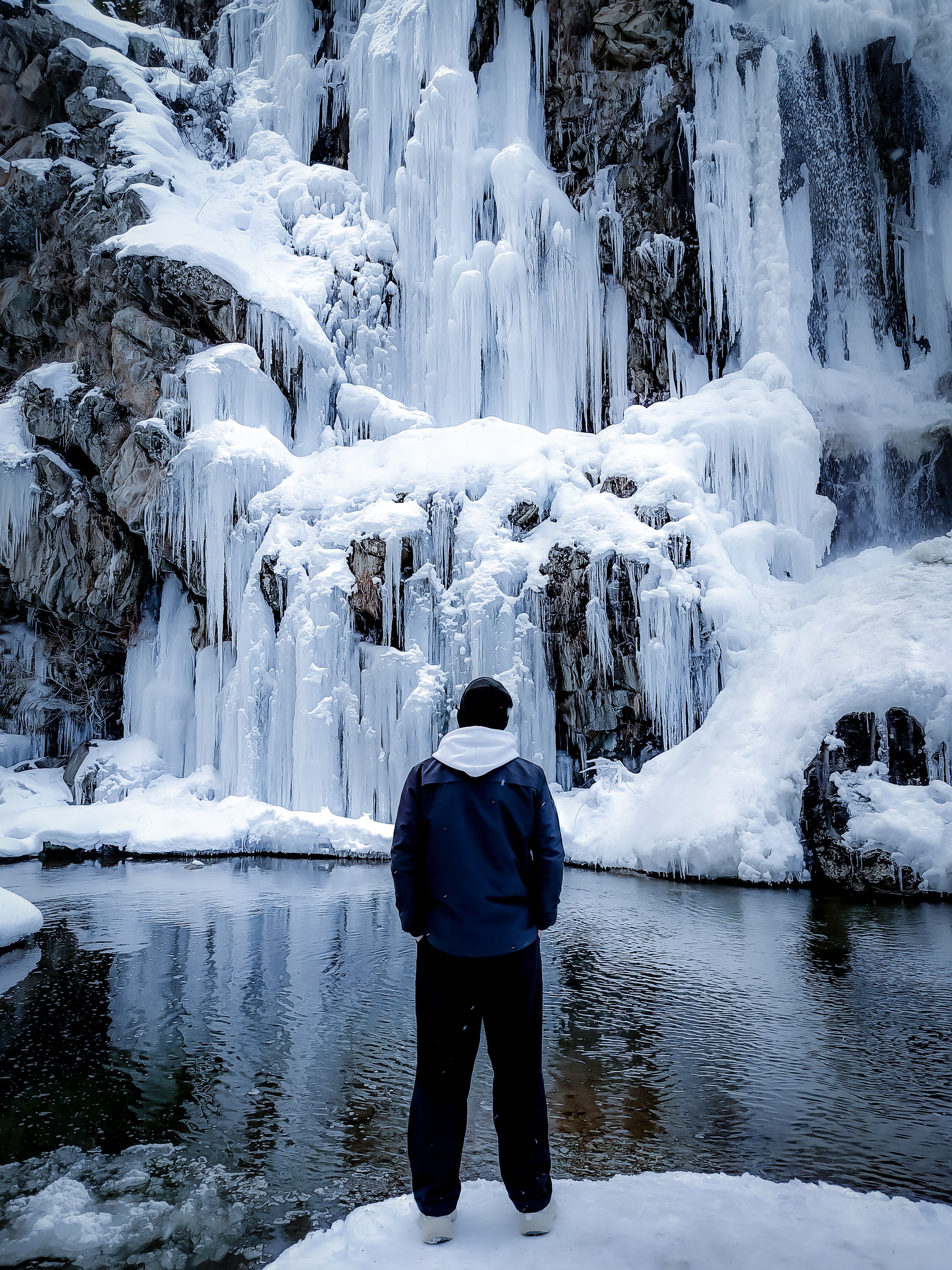 Ice on a Frozen Lake · Free Stock Photo