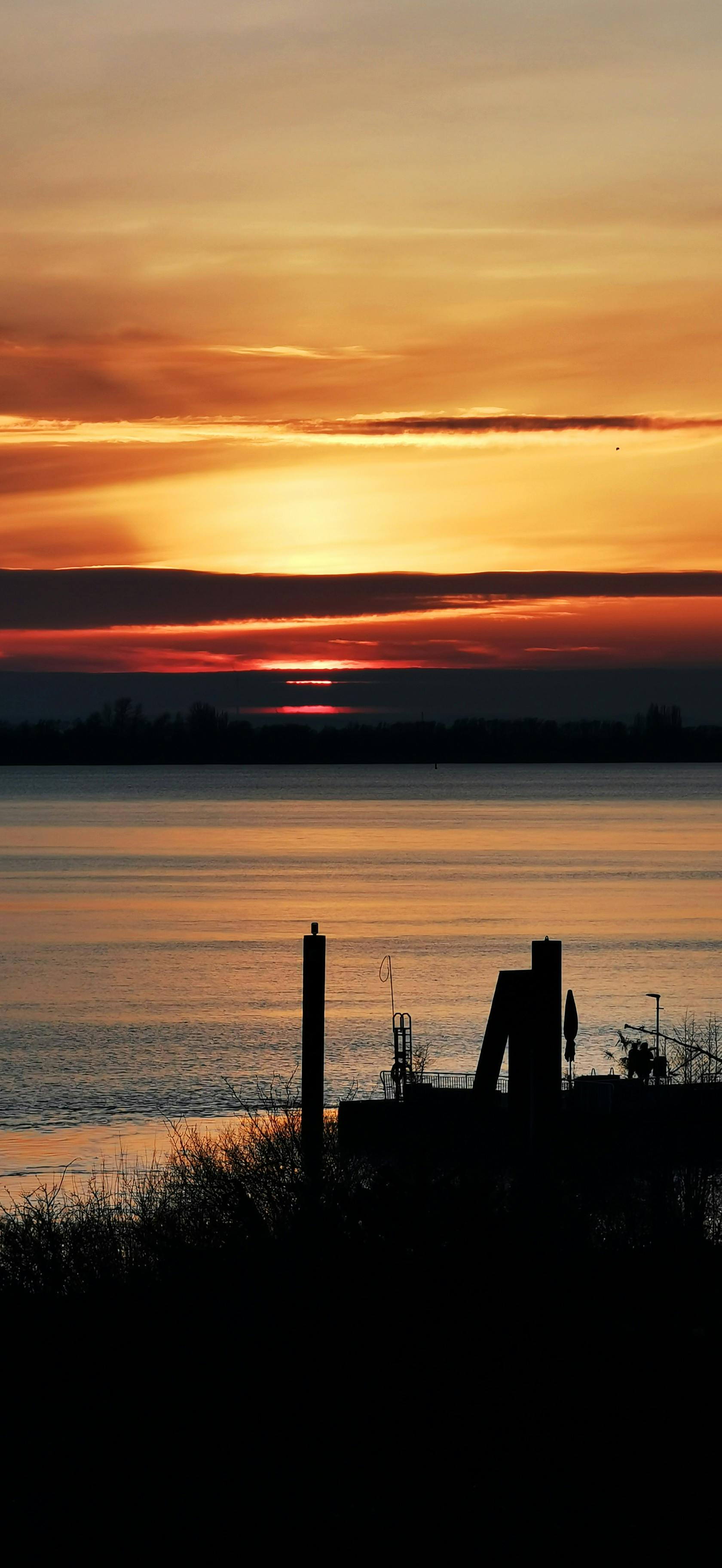 Sunset In Water Photos, Download The BEST Free Sunset In Water Stock ...