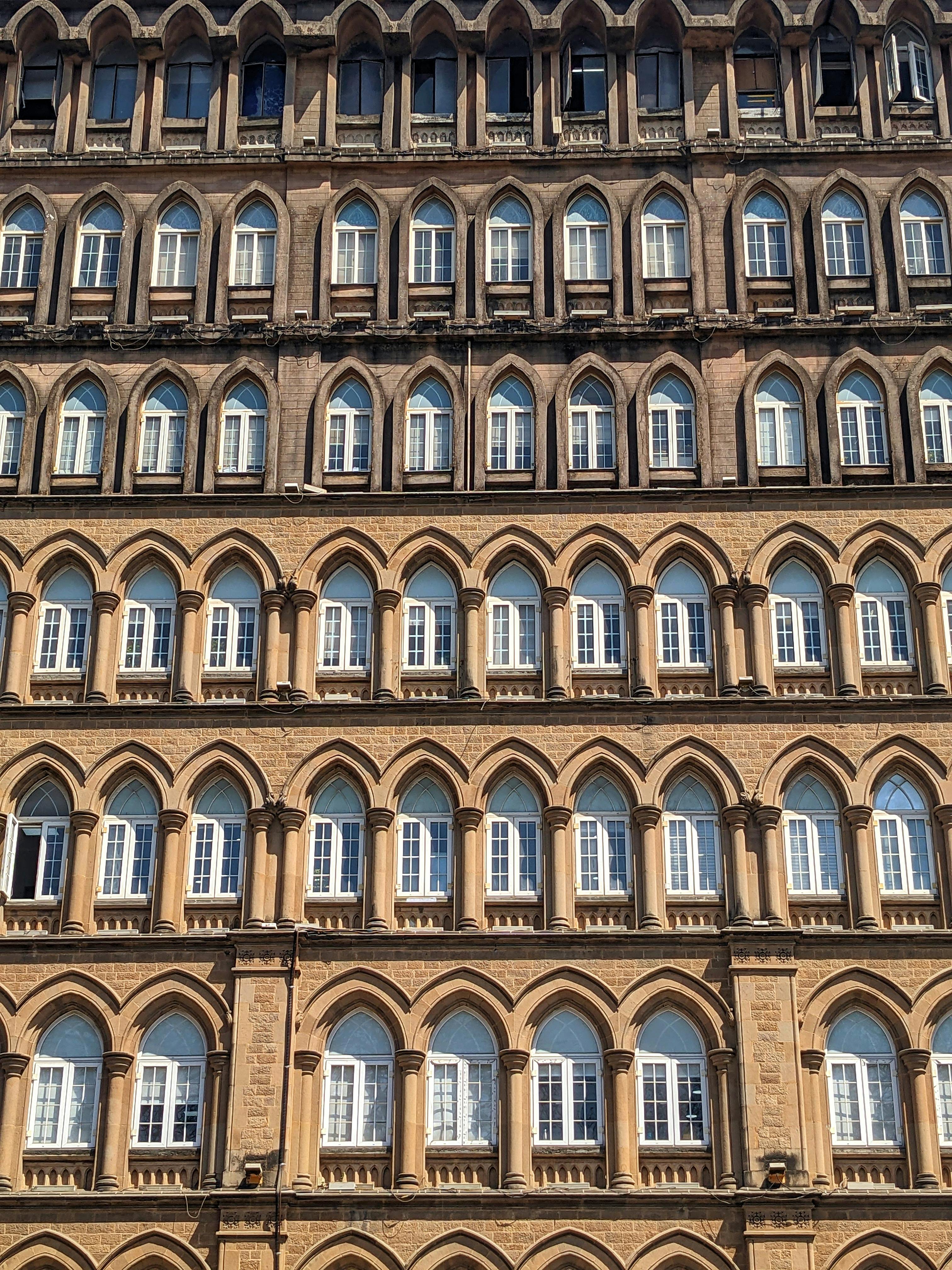 Concrete Building · Free Stock Photo