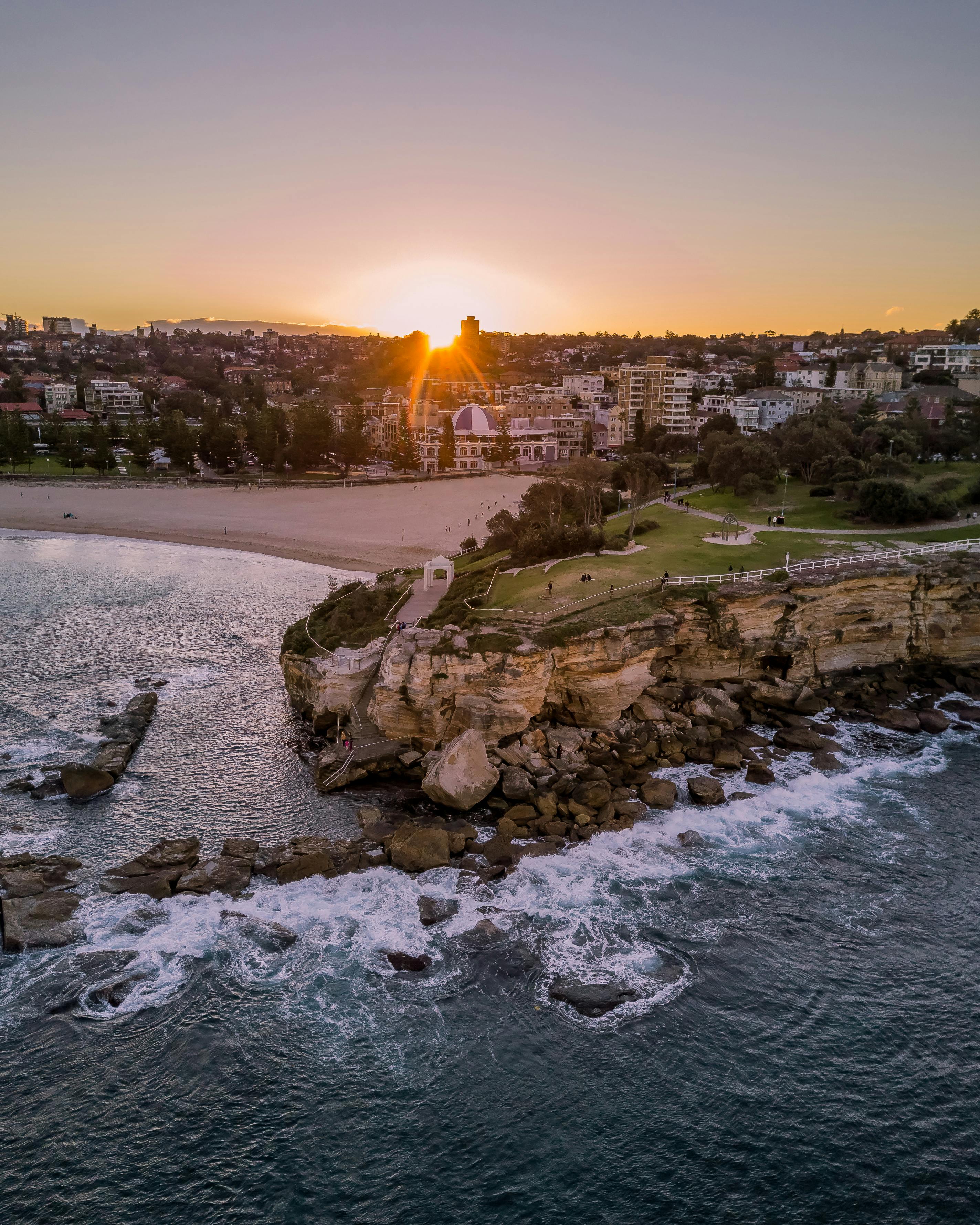 Coogee Cliffs Photos, Download The BEST Free Coogee Cliffs Stock Photos ...