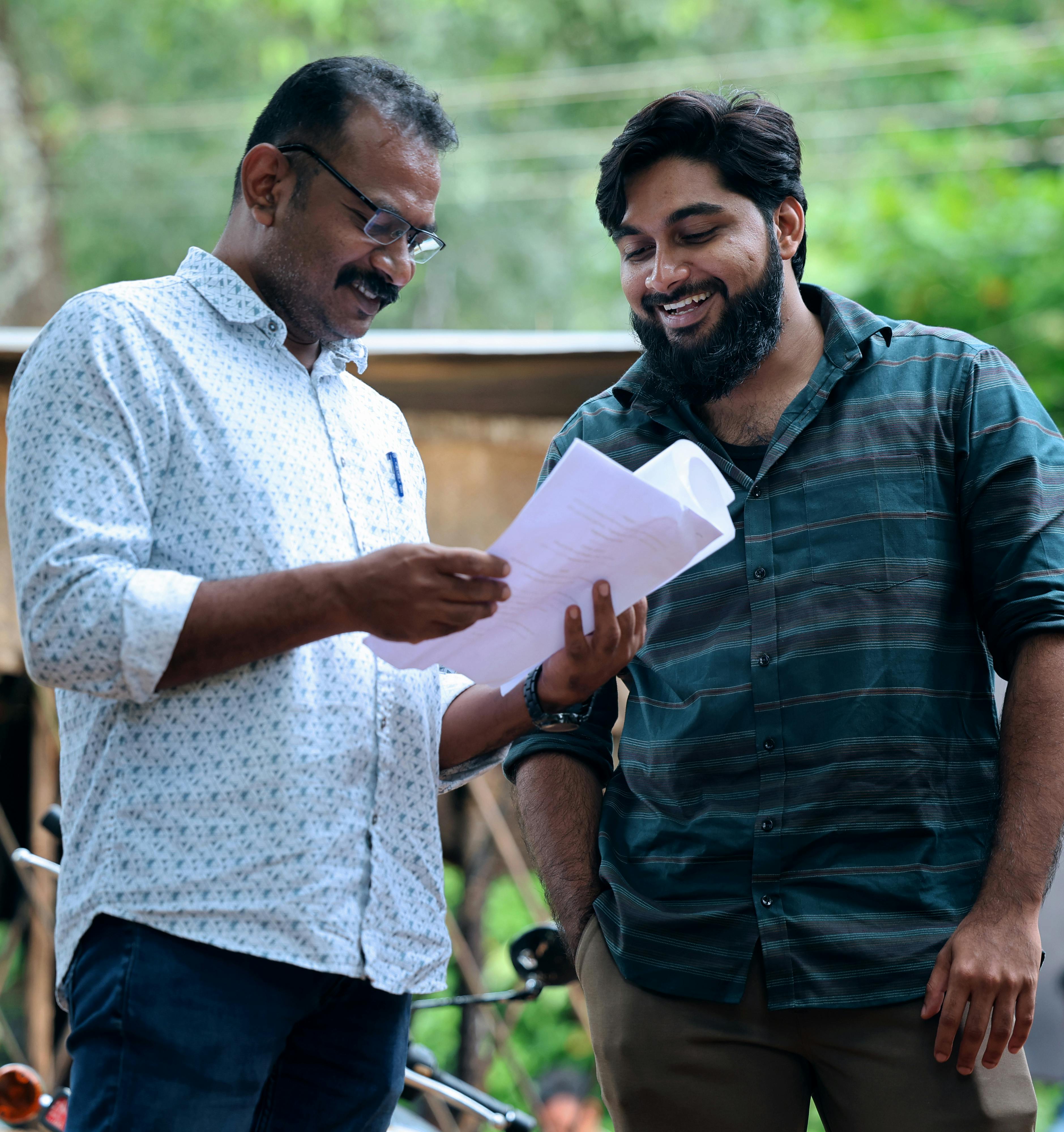 Sort Through Documents Photos, Download The BEST Free Sort Through ...