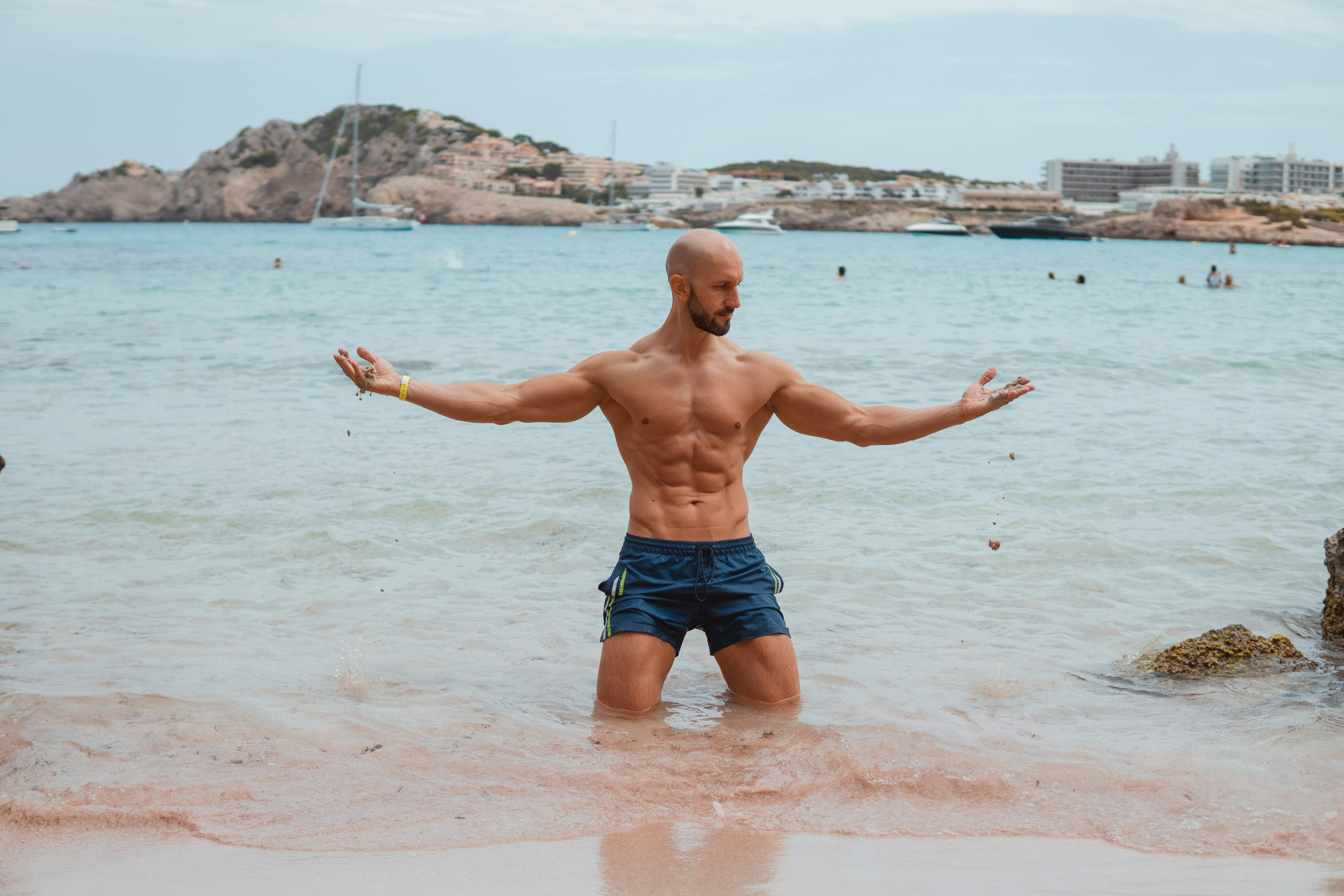 An Athlete Man in the Sea · Free Stock Photo