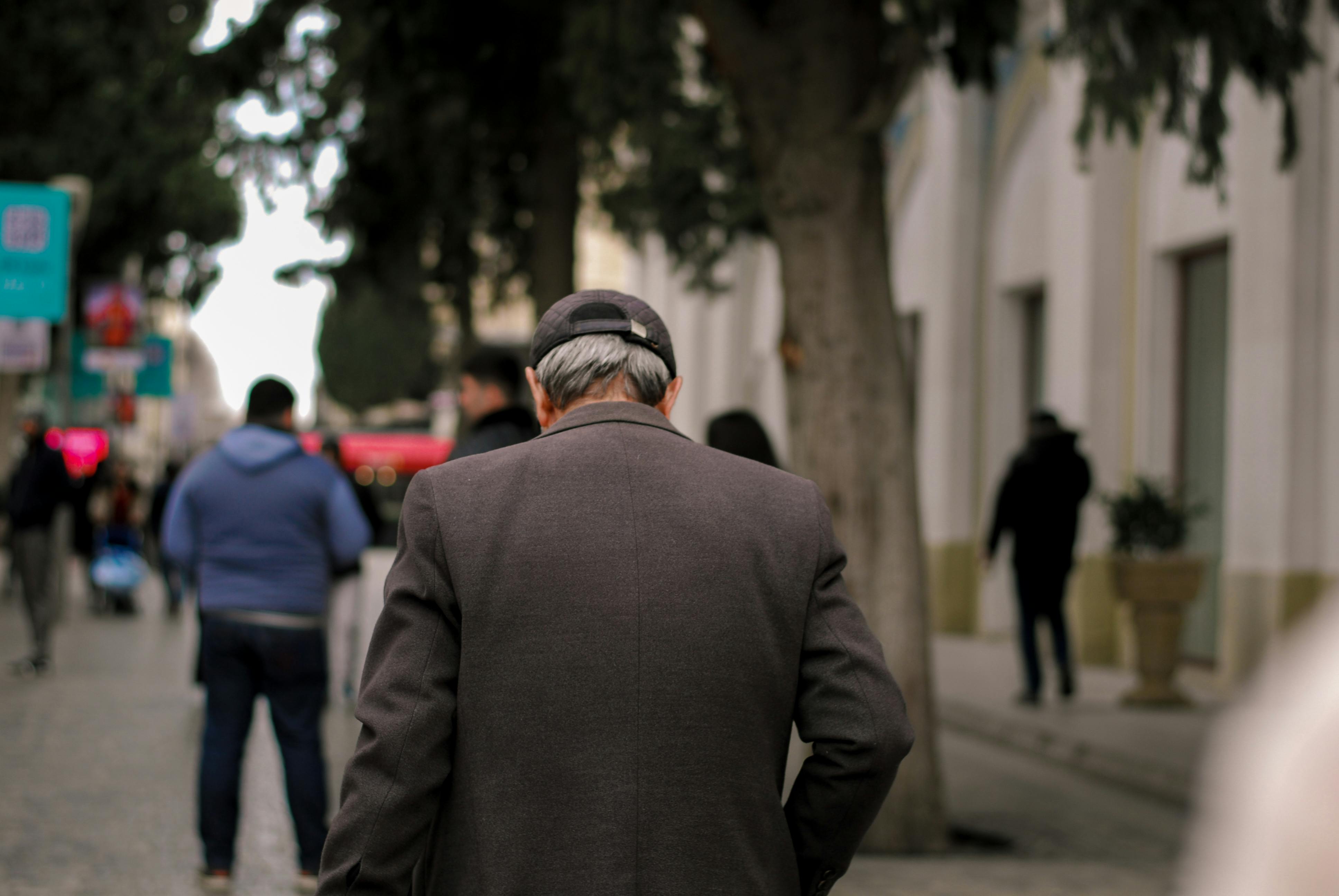 Man Popular Street Photos, Download The BEST Free Man Popular Street ...