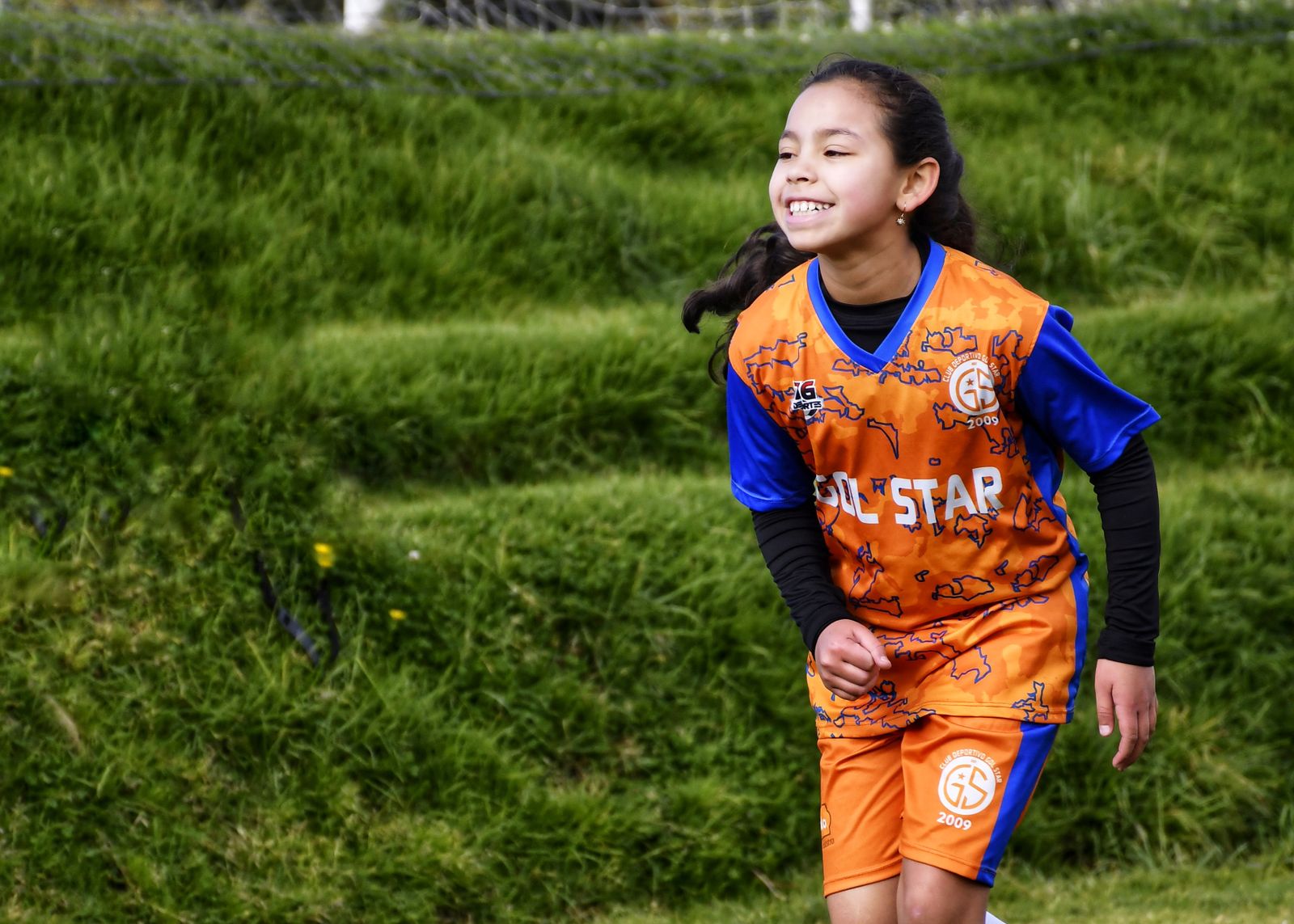 Girl Football Player Photos, Download The BEST Free Girl Football ...