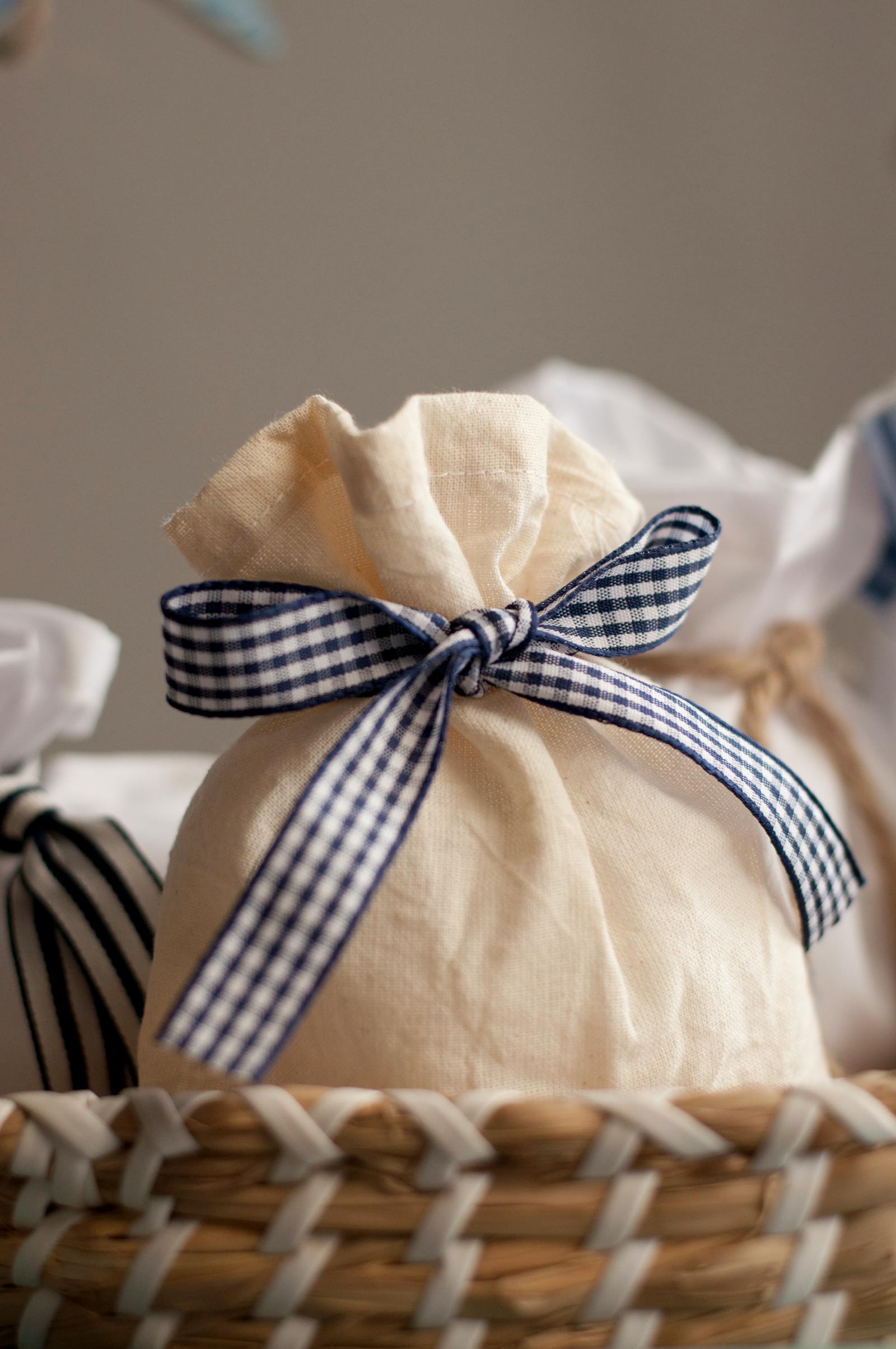 Ribbon Cloth Photos, Download The BEST Free Ribbon Cloth Stock Photos ...