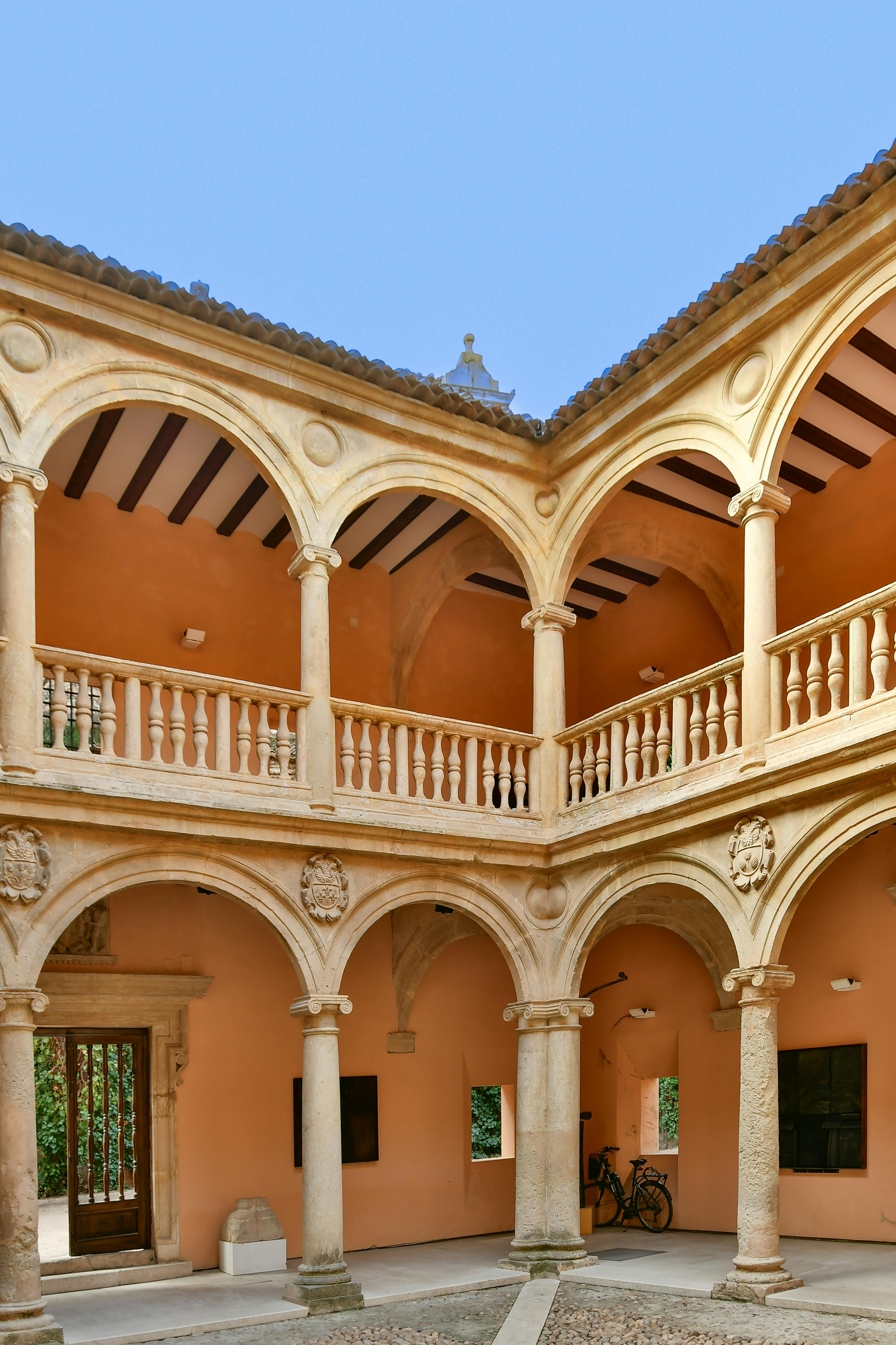 Courtyard of Building with Columns · Free Stock Photo