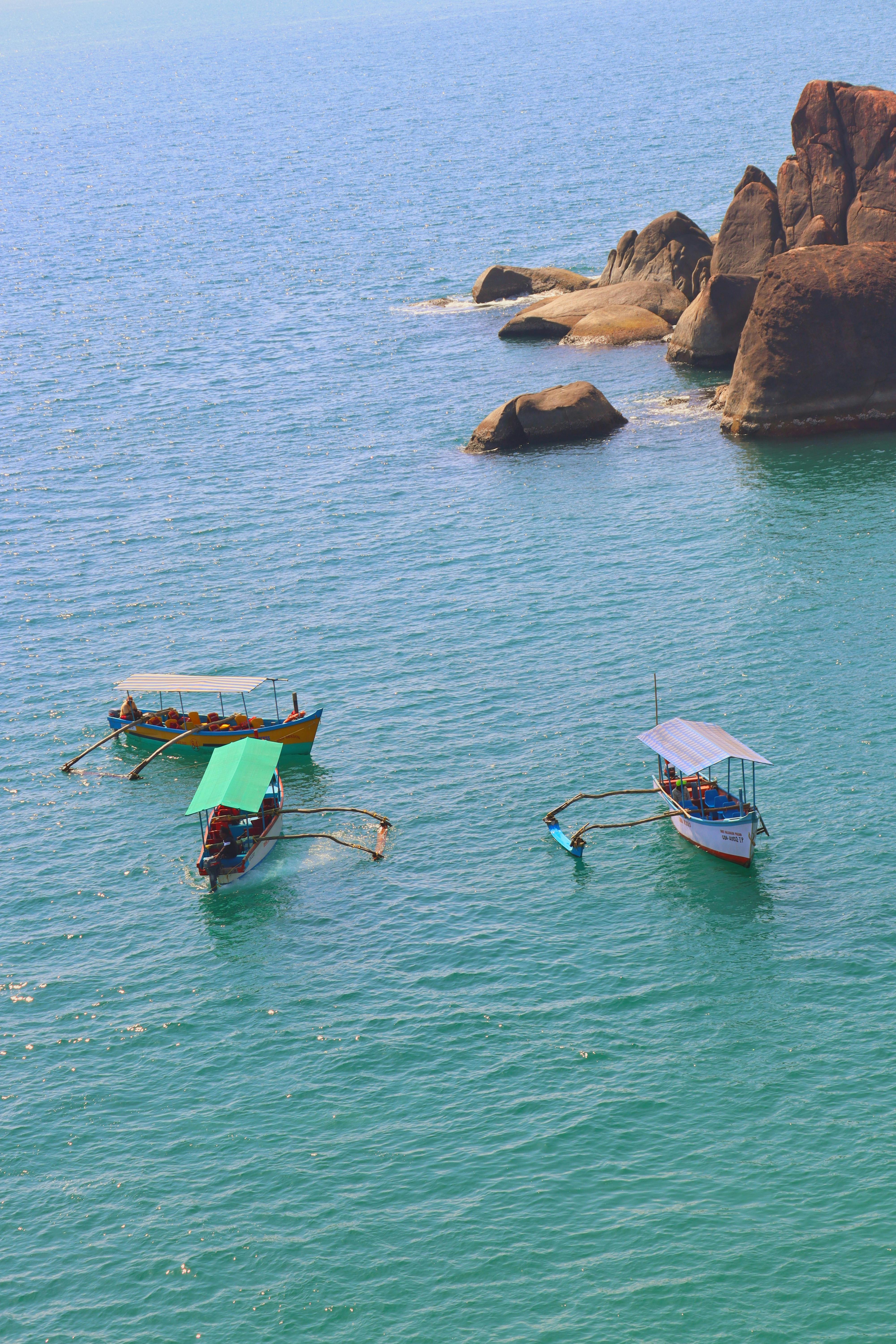 High Angle View of Boast at the Sea · Free Stock Photo