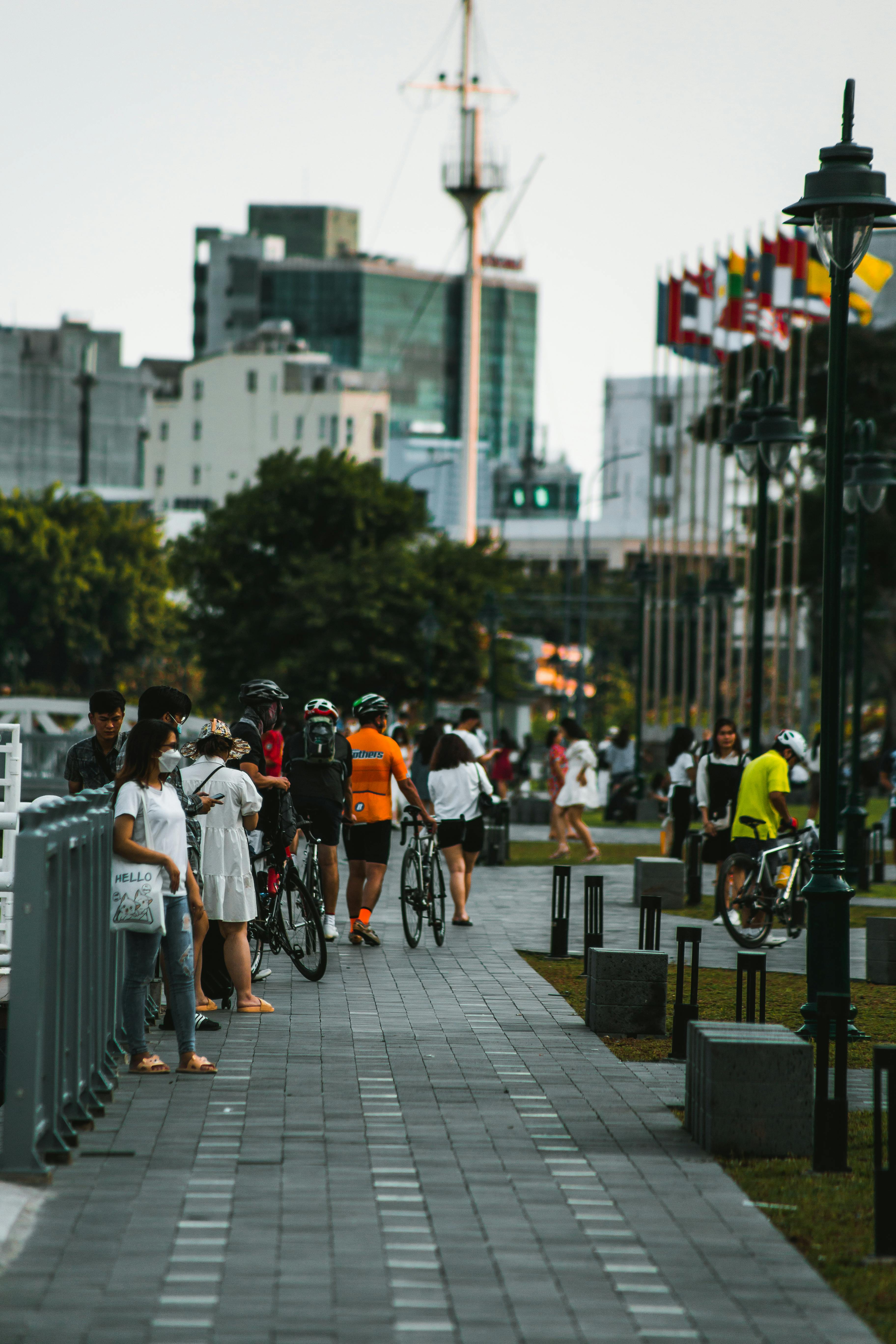 Town And People Photos, Download The BEST Free Town And People Stock ...