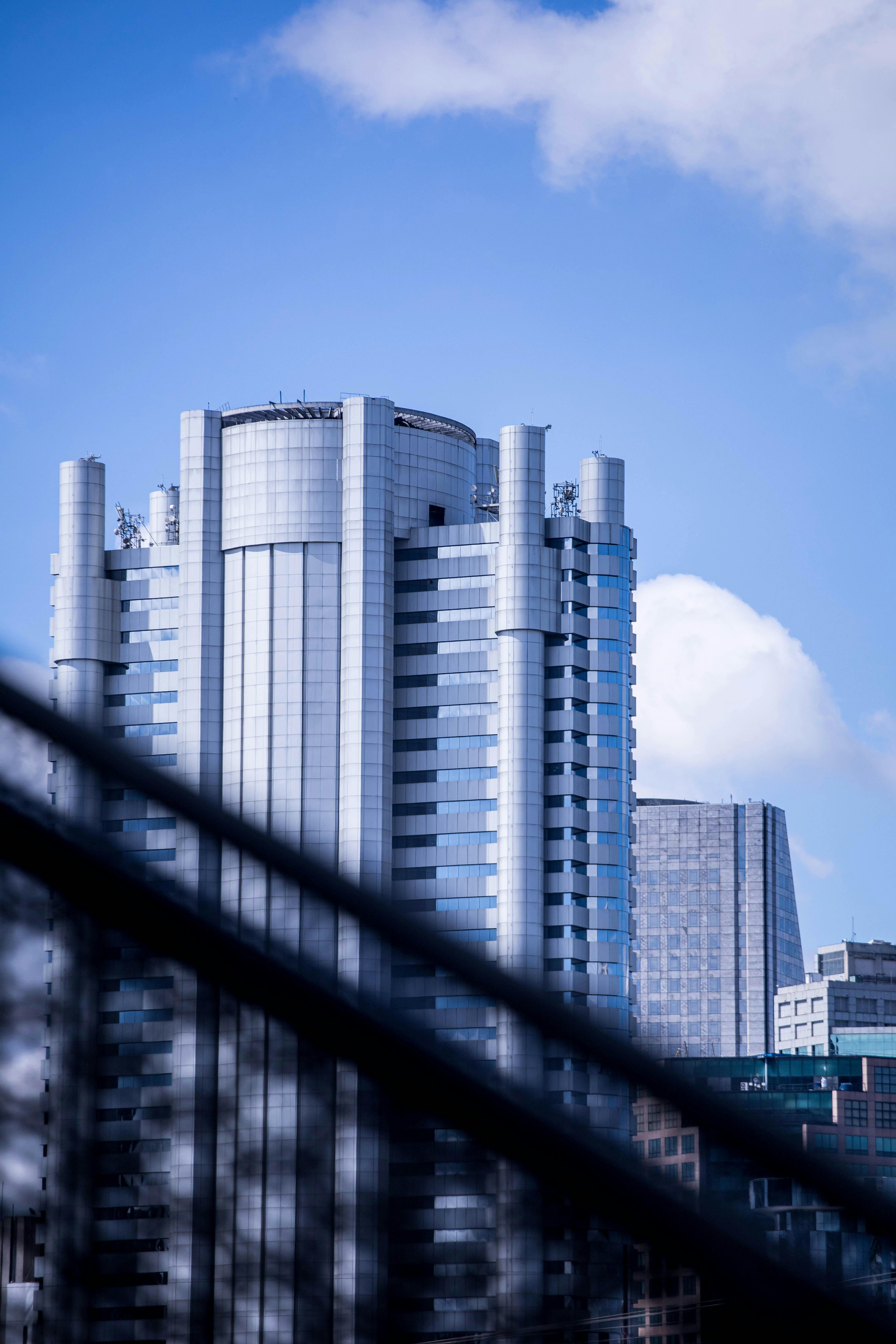 Silver Skyscraper Photos, Download The BEST Free Silver Skyscraper ...