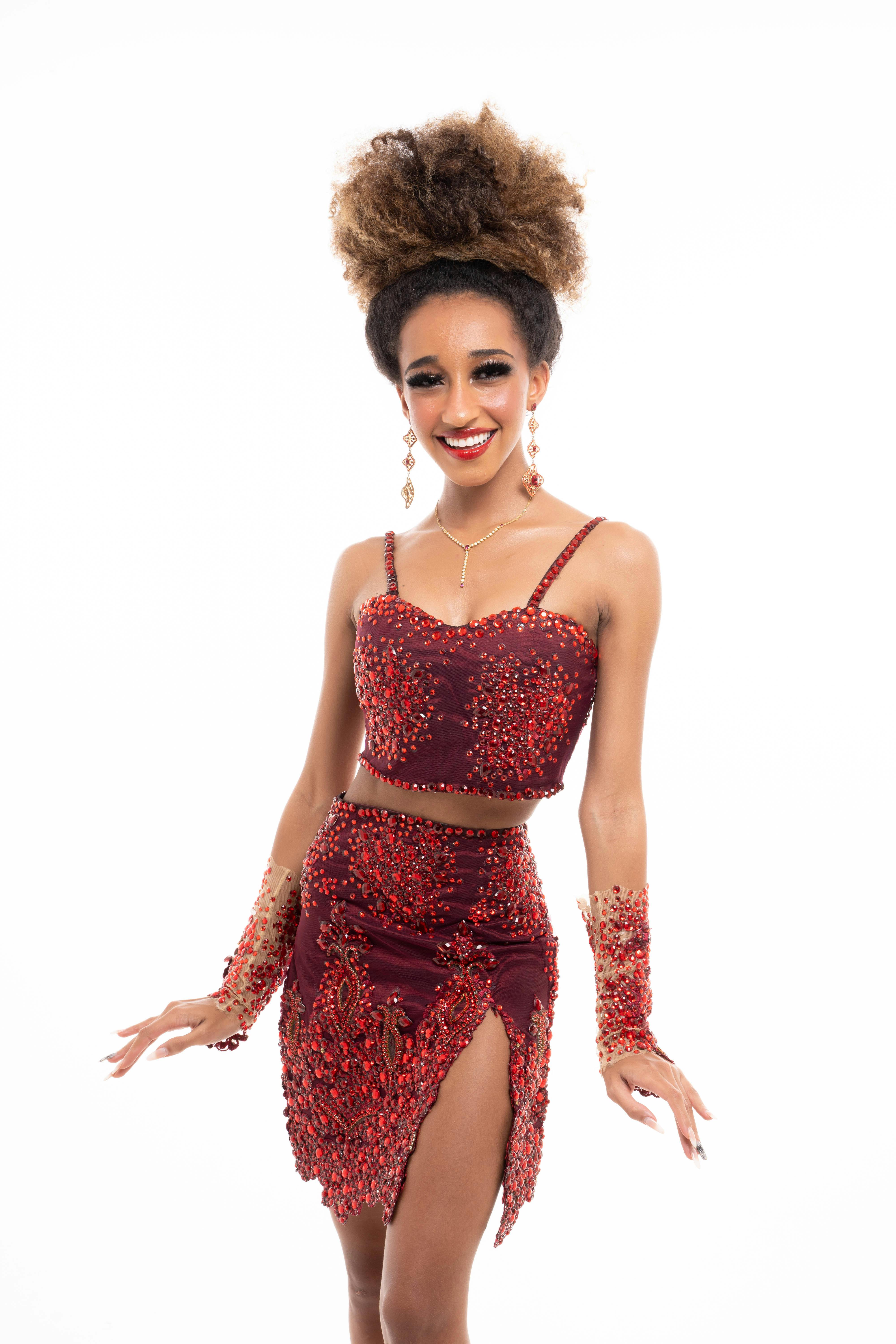 Woman in Gold Dress Posing · Free Stock Photo