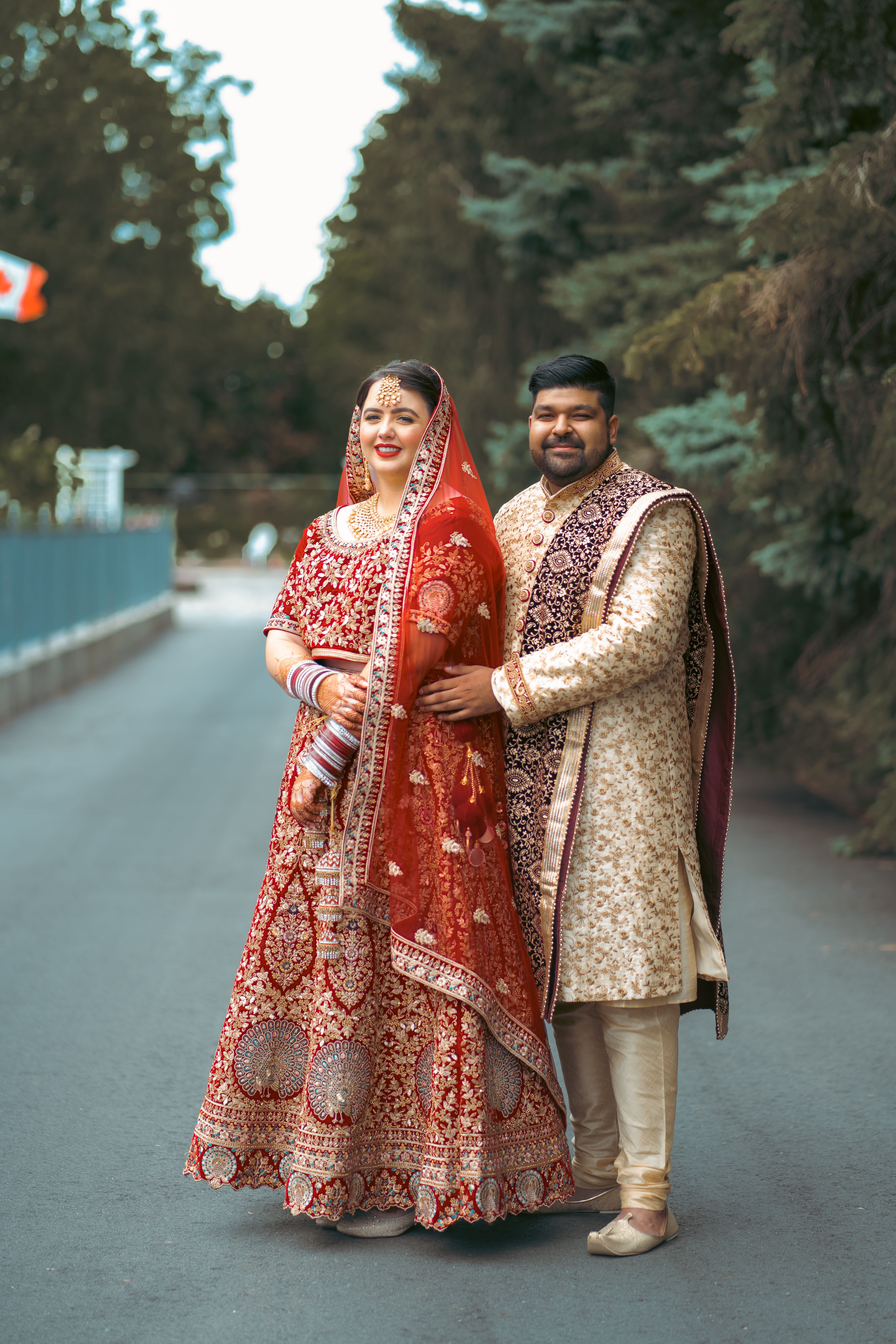 Woman in Traditional Indian Wedding Clothing · Free Stock Photo