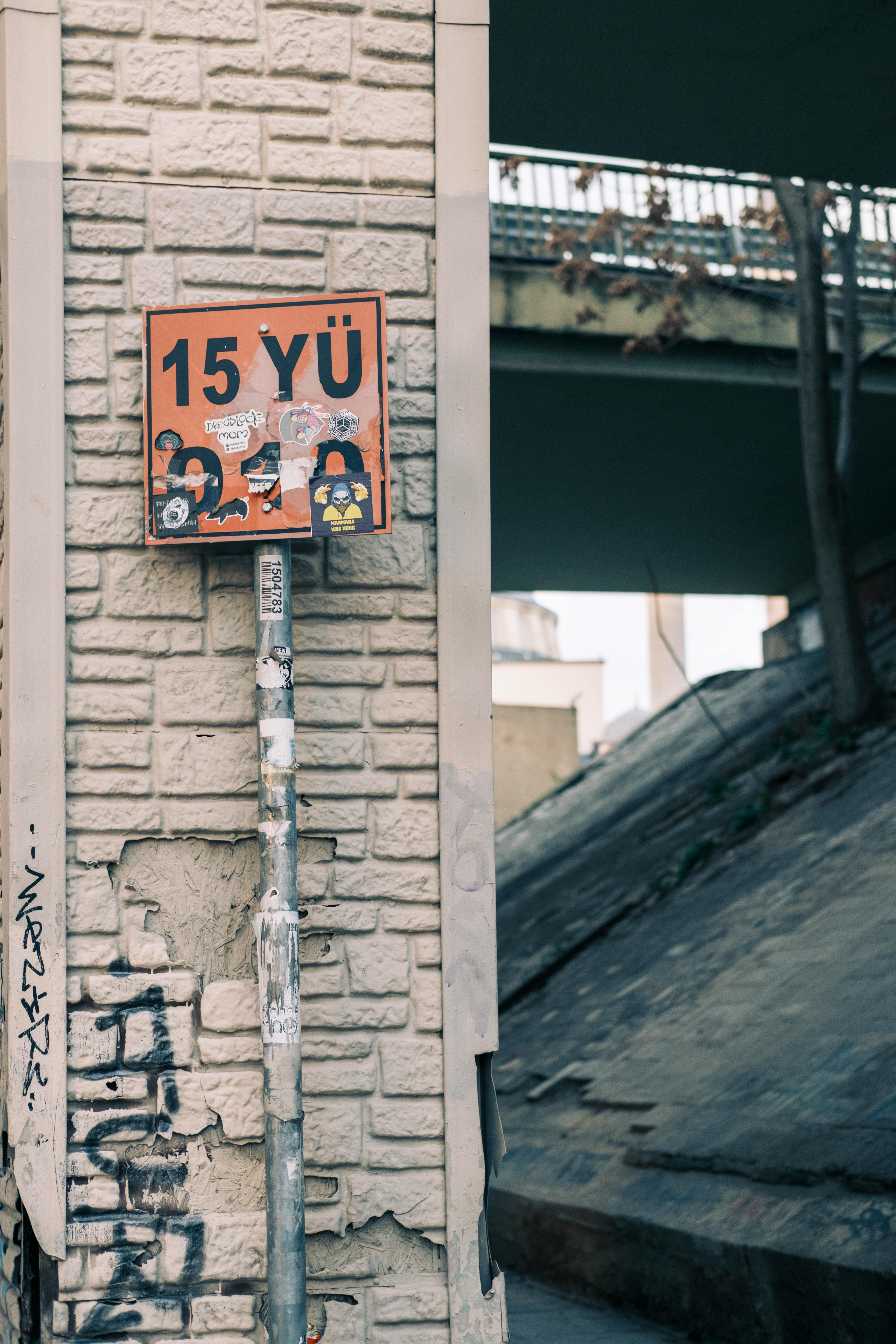 Graffiti on Road Sign · Free Stock Photo