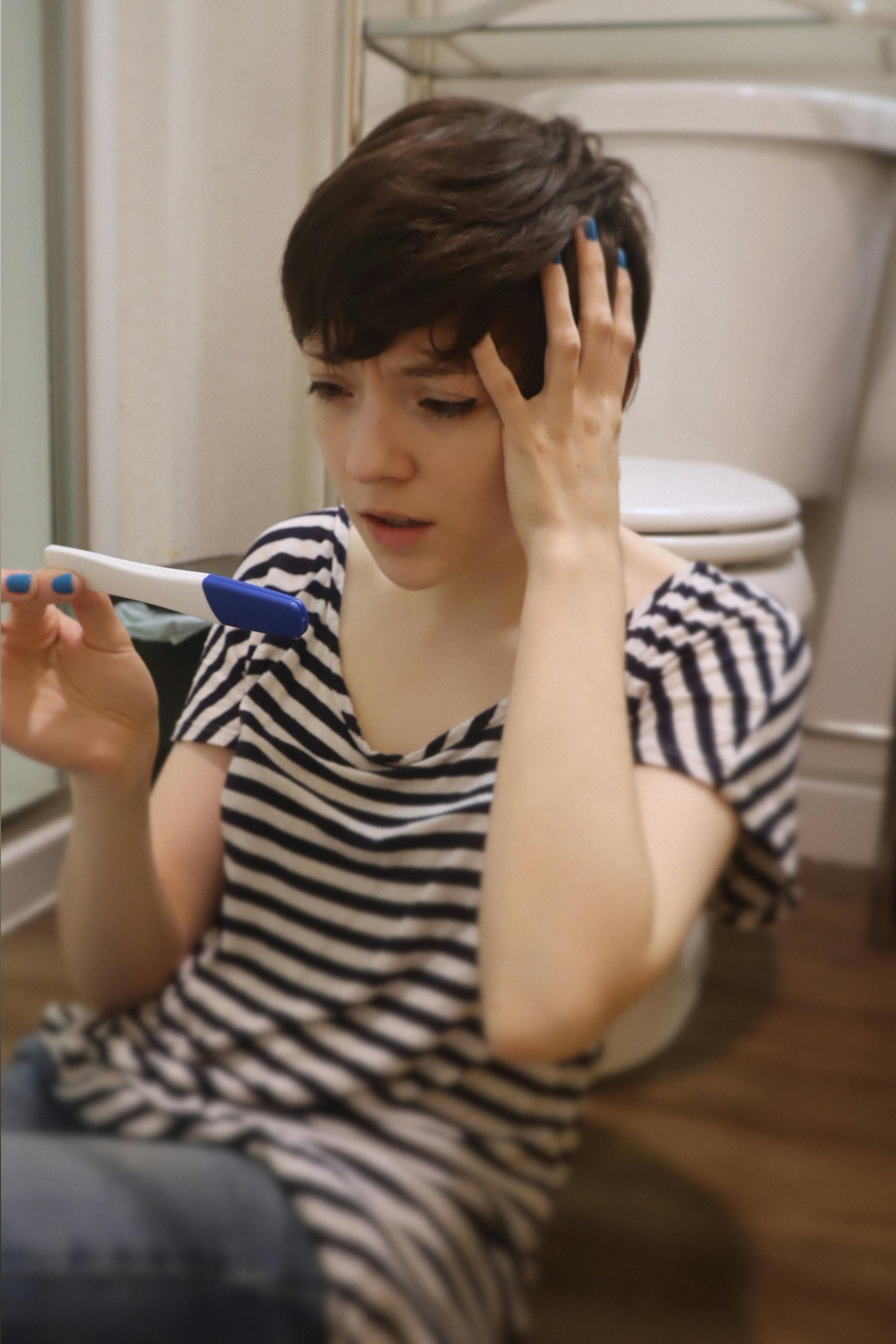 Scared Mom Photos, Download The BEST Free Scared Mom Stock Photos & HD ...