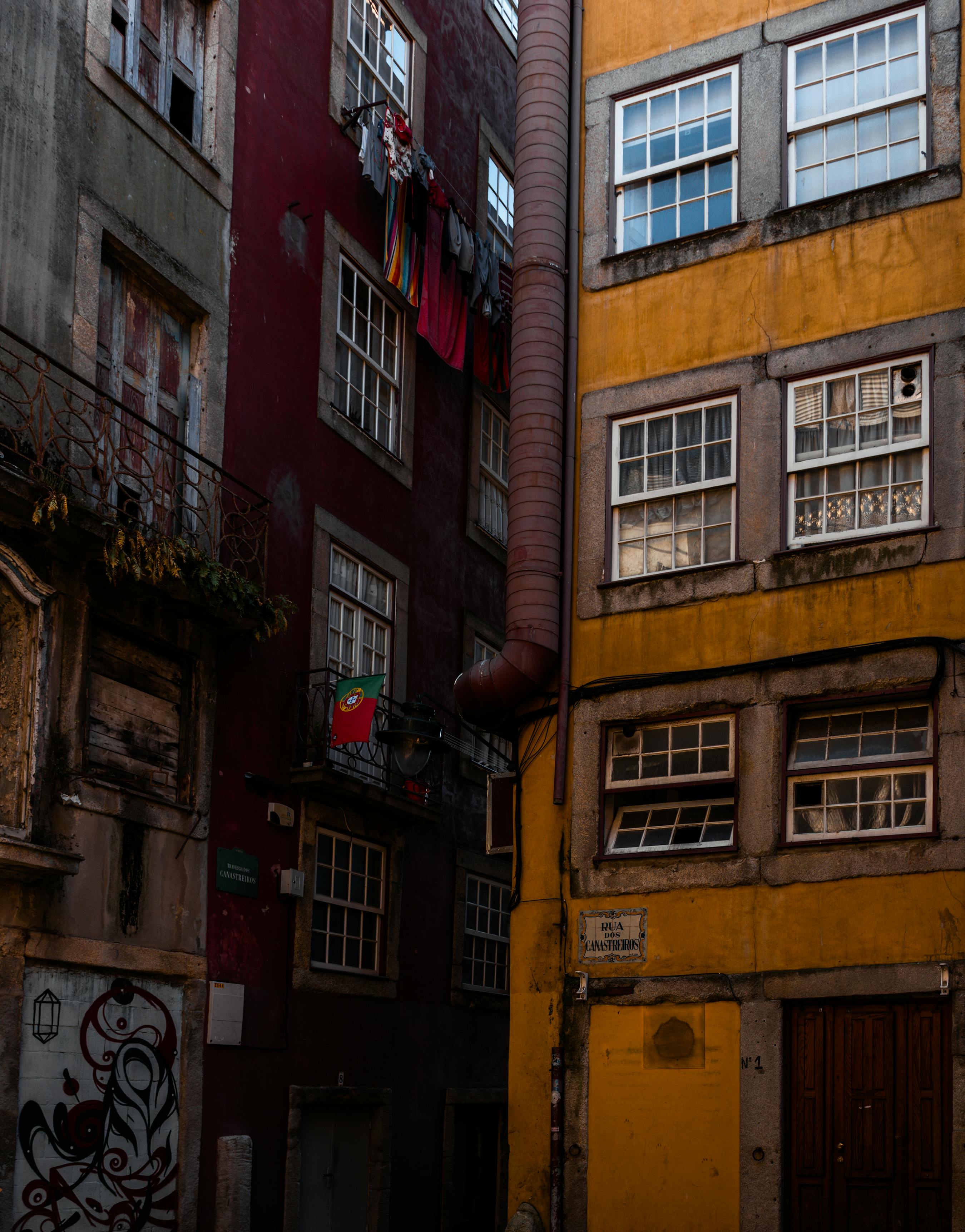 Gutter between Buildings Walls · Free Stock Photo