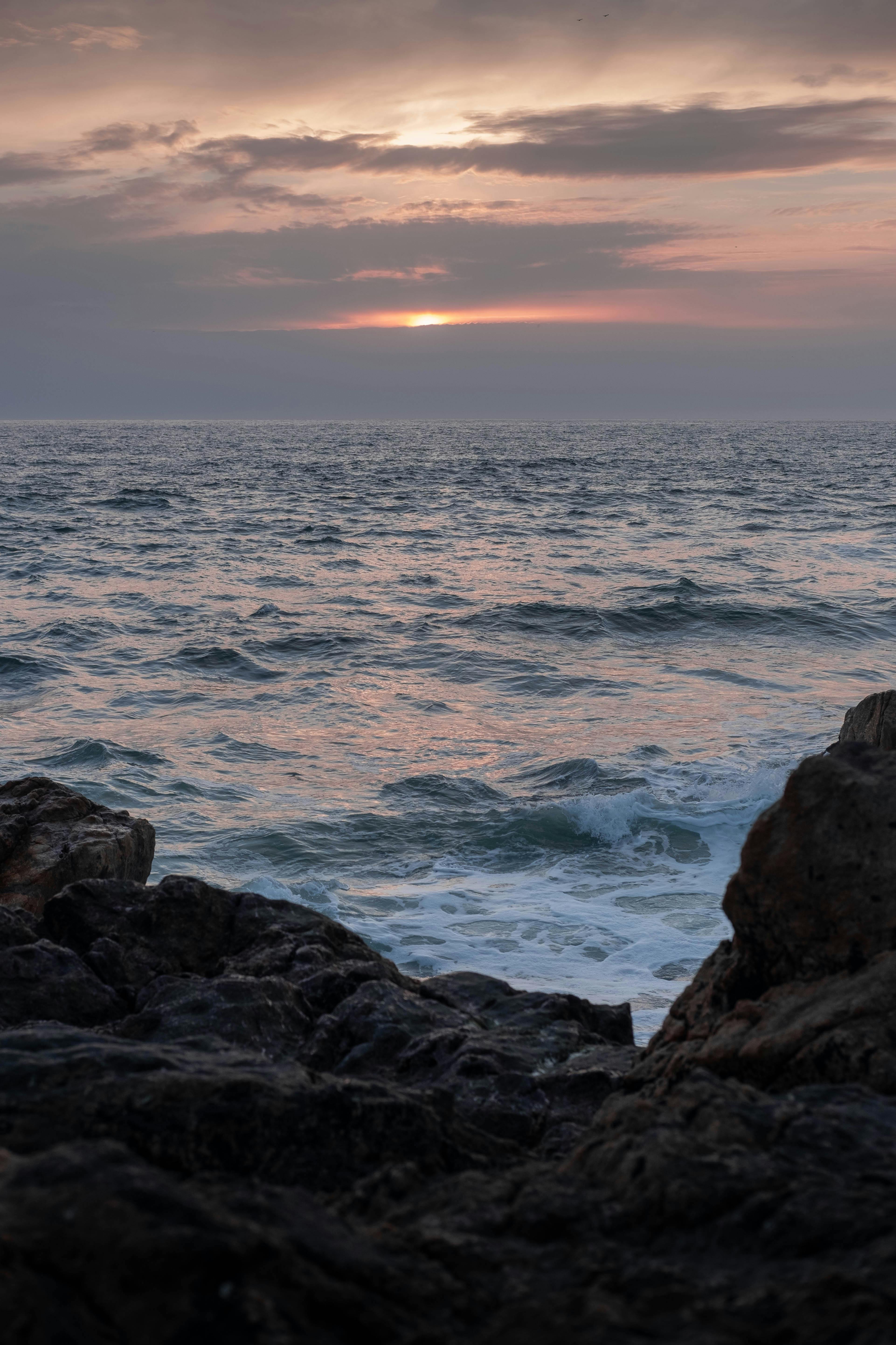 Rock Formation in the Sea · Free Stock Photo