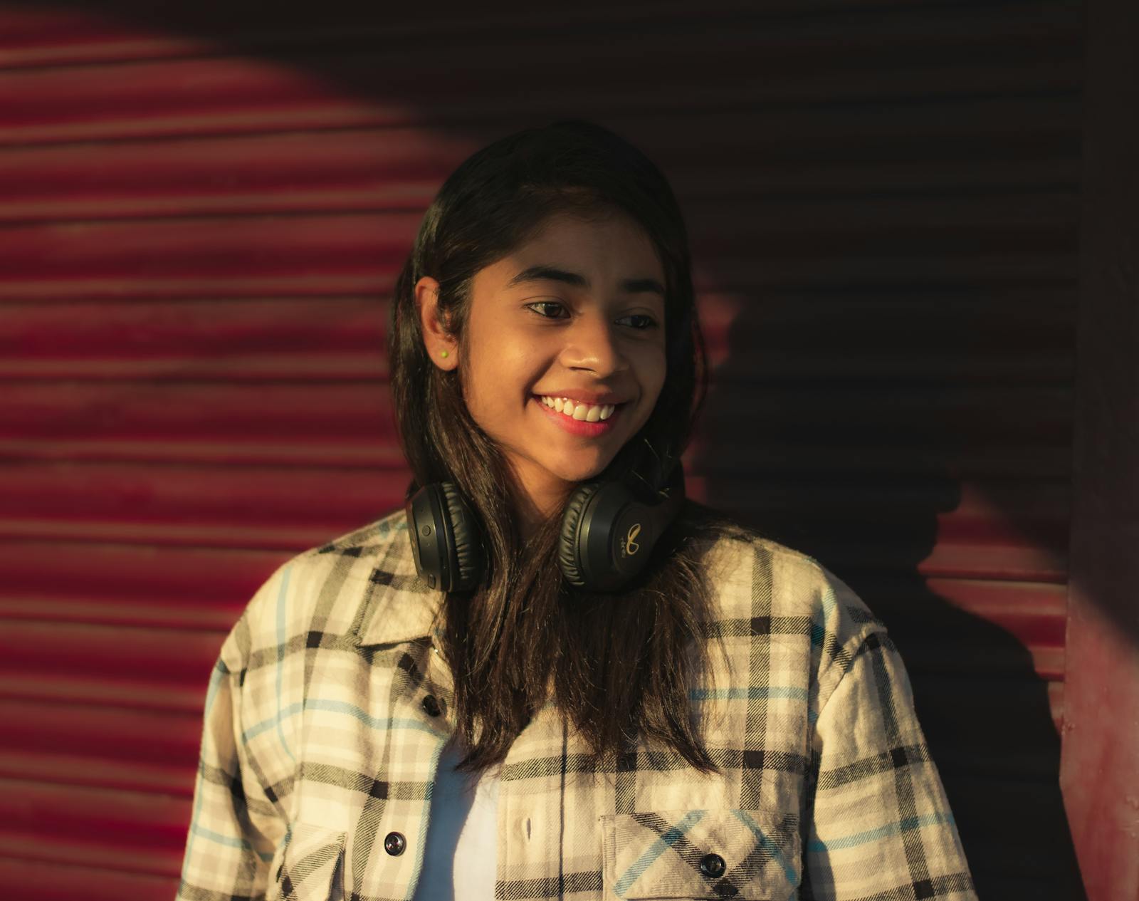 Cartton Girls With Headphones Photos Download The Best Free Cartton Girls With Headphones Stock