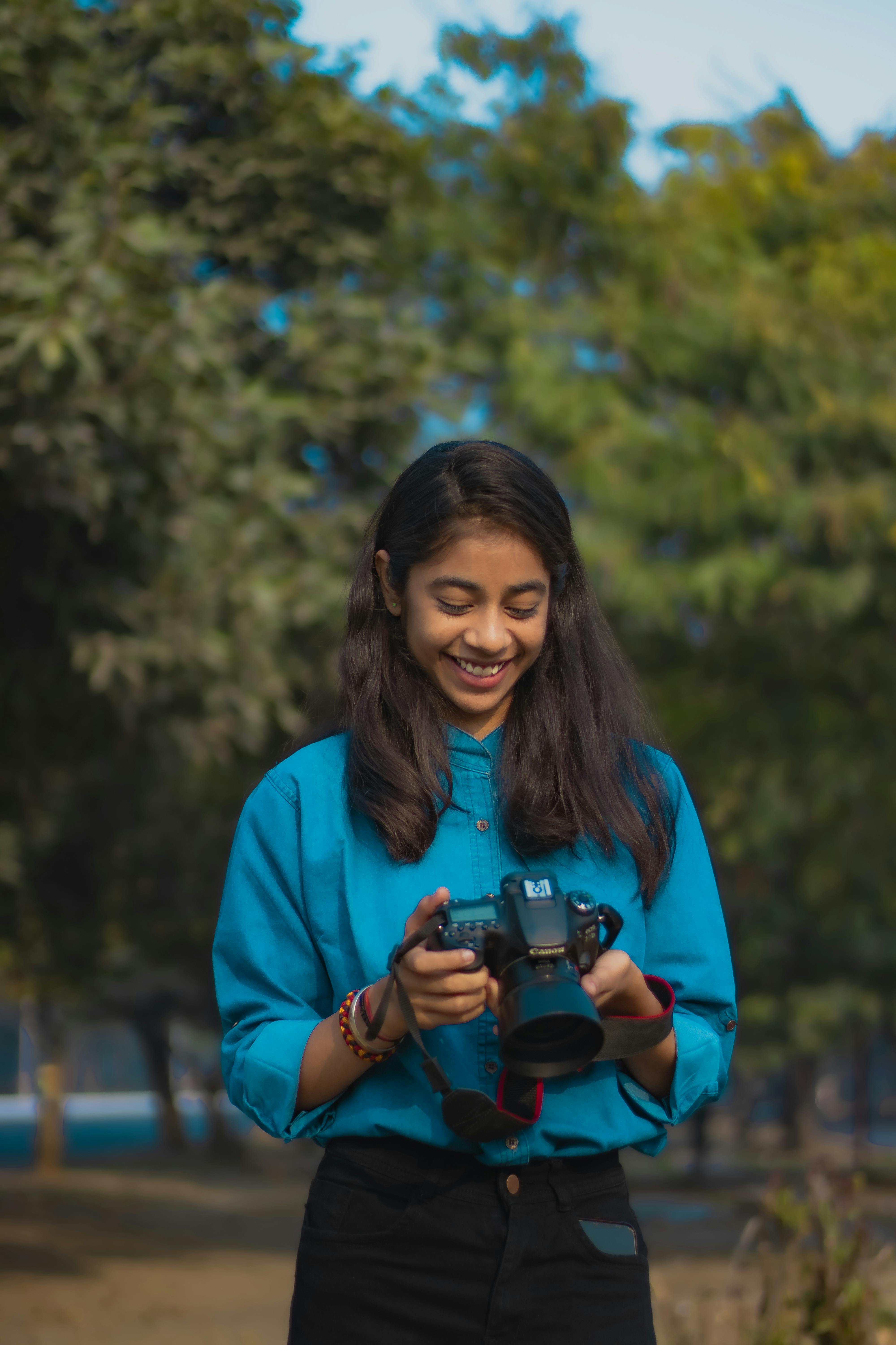 Students Playing College Photos, Download The BEST Free Students ...