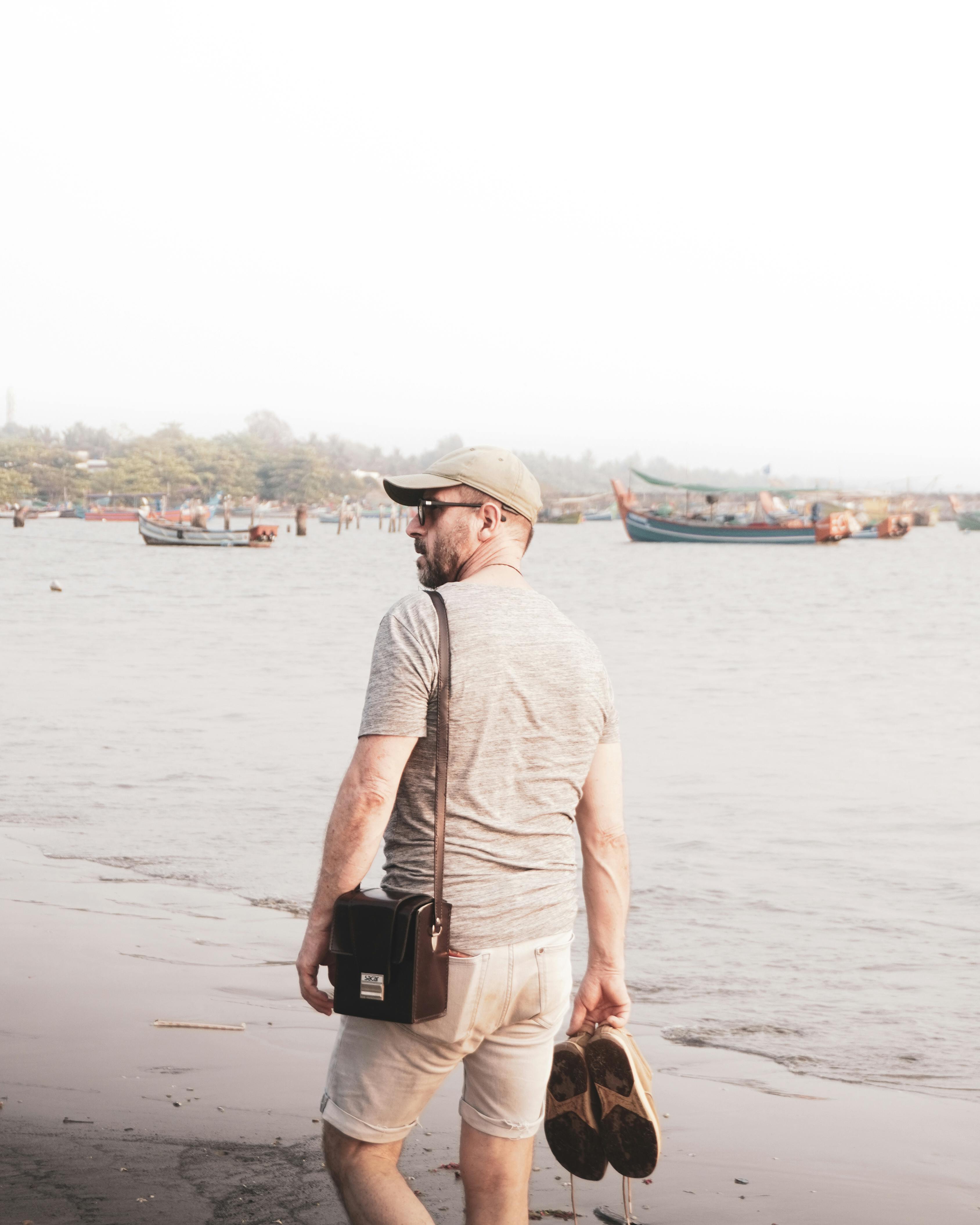 Men On Beach Photos, Download The BEST Free Men On Beach Stock Photos ...