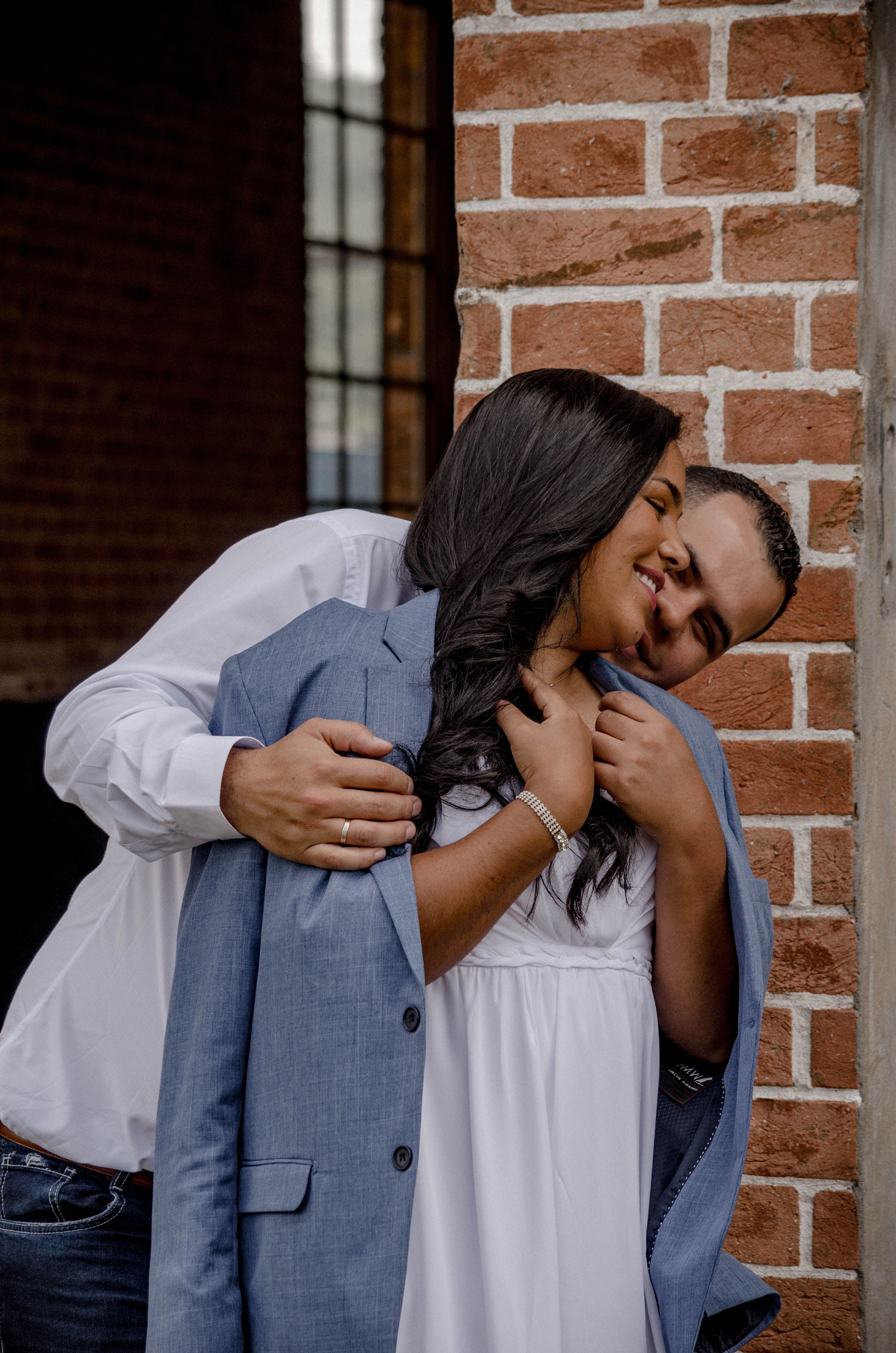 Happy Romantic Couple · Free Stock Photo