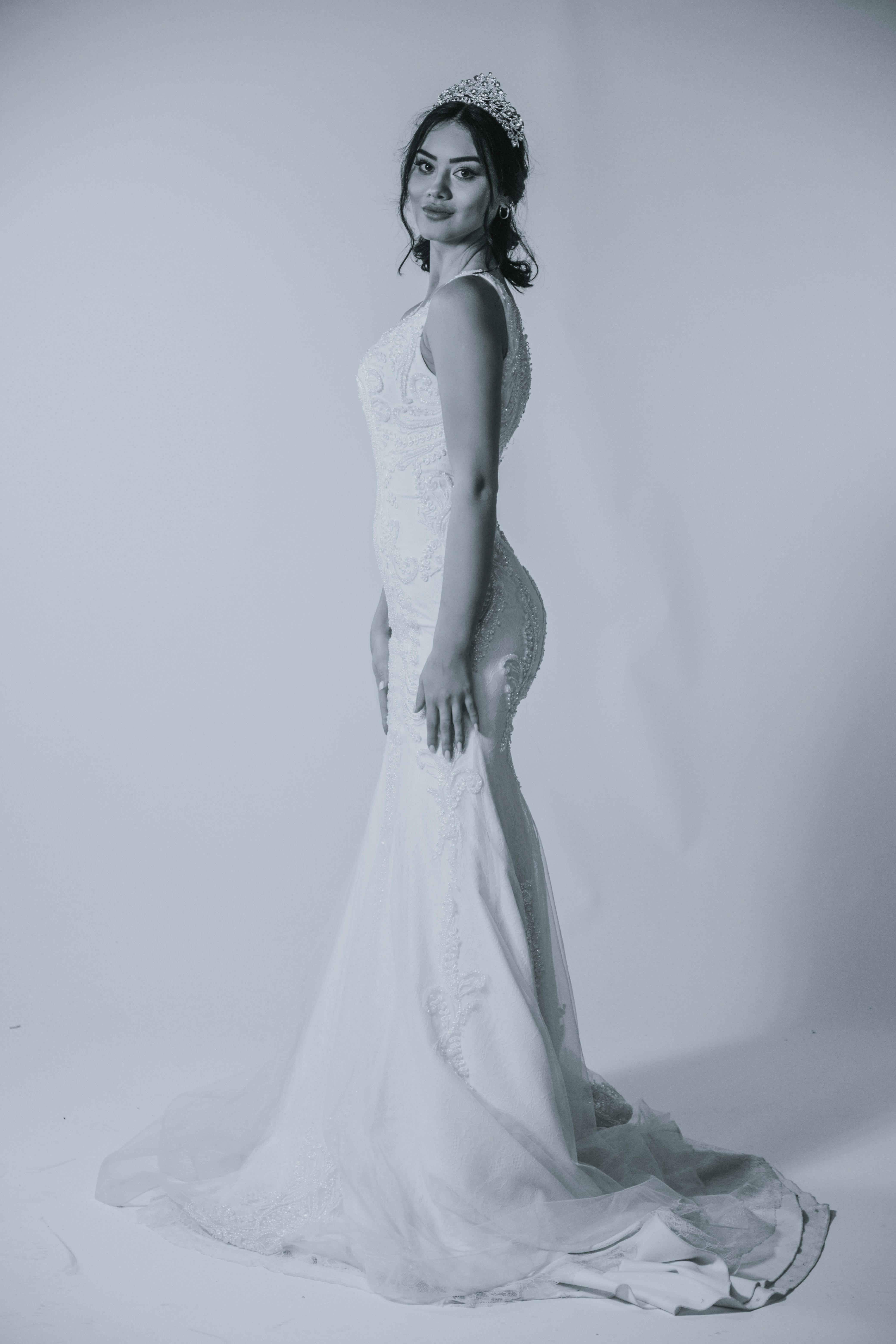 Bride Preparing for the Wedding · Free Stock Photo