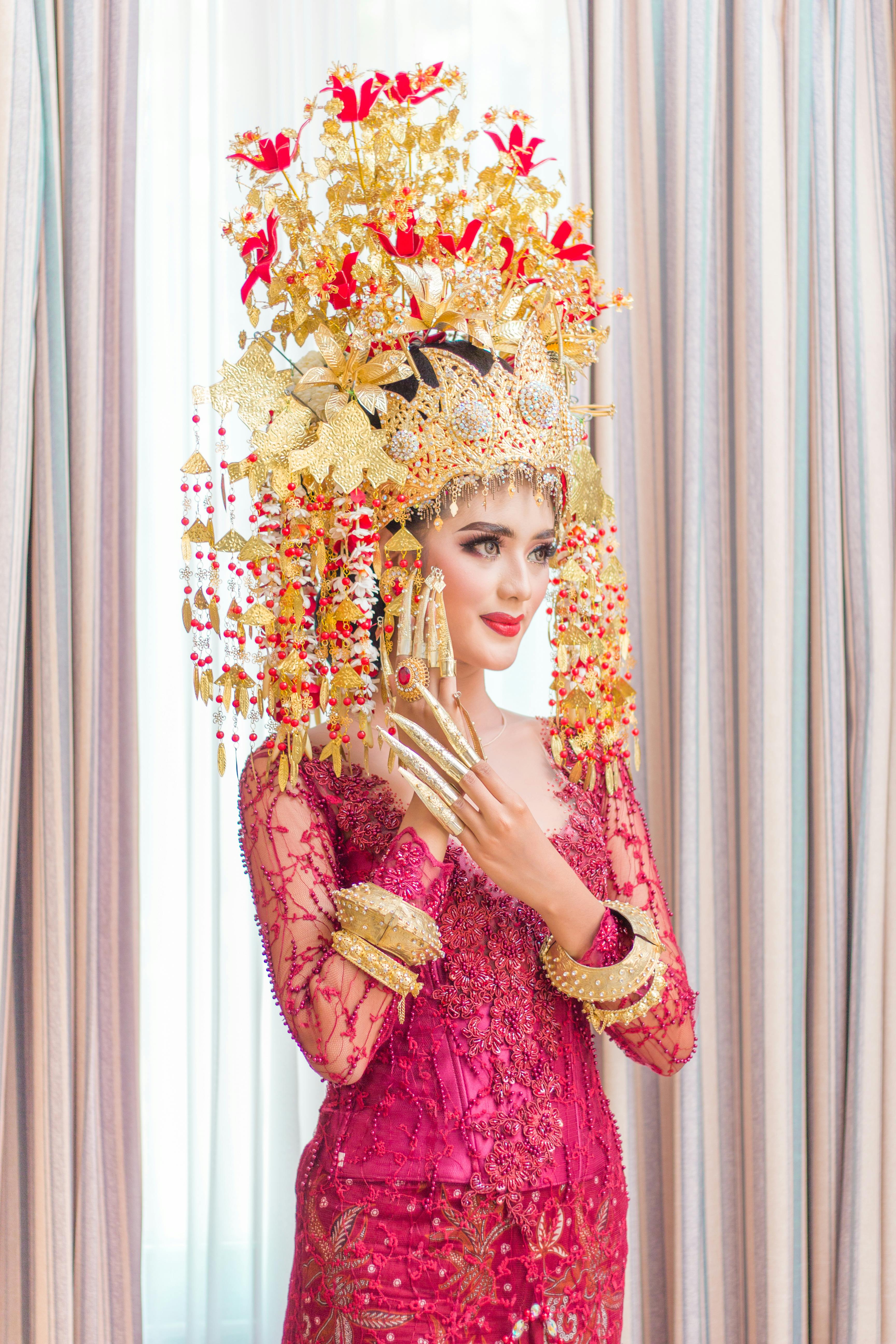 Woman Posing in Queen Costume · Free Stock Photo