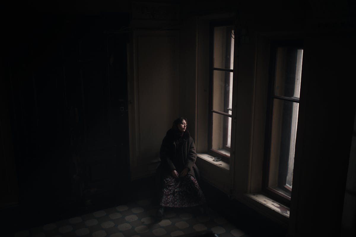 Alone In A Empty Place Photos, Download The BEST Free Alone In A Empty ...