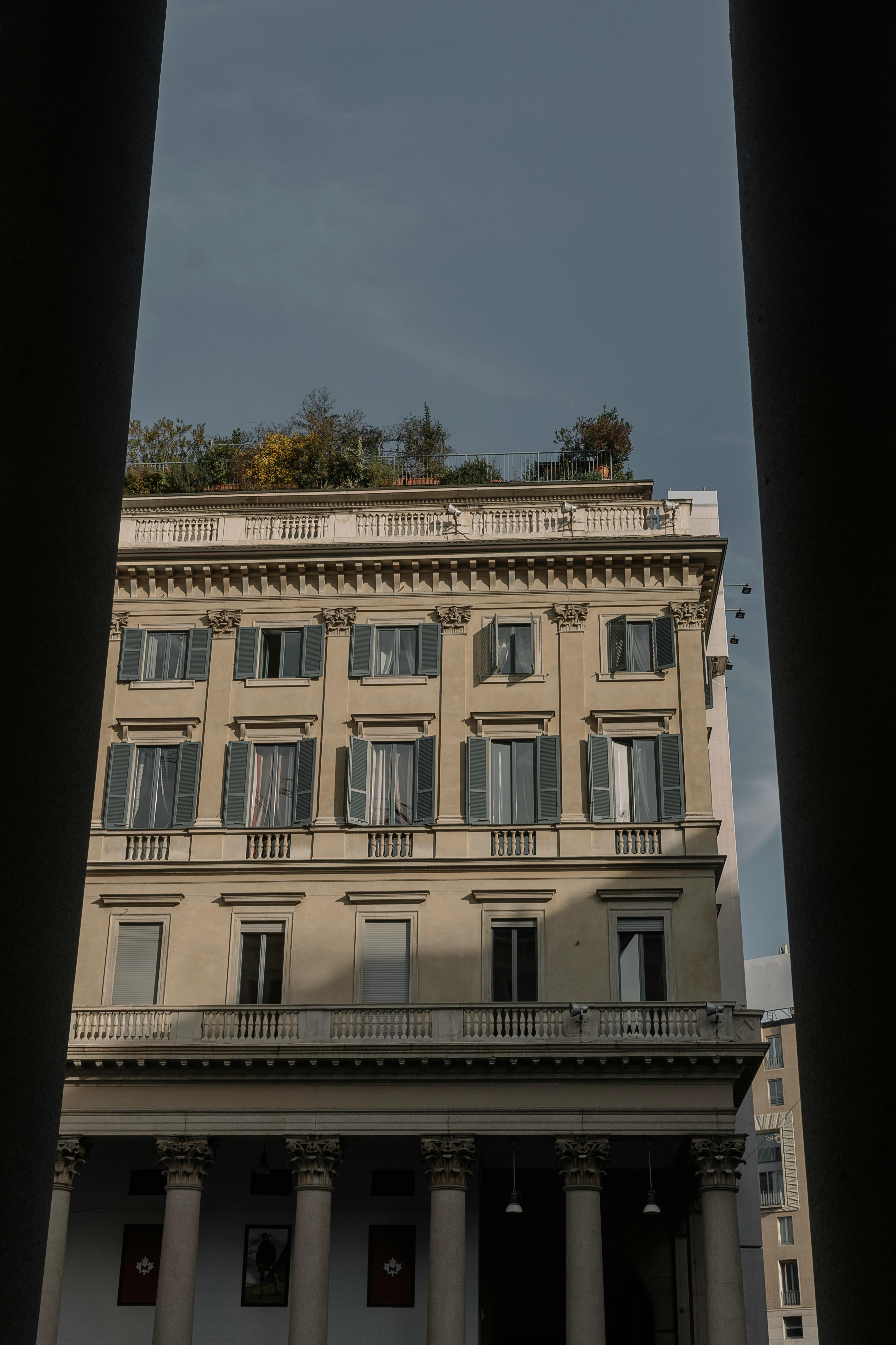 Urban Tenement with Columns · Free Stock Photo