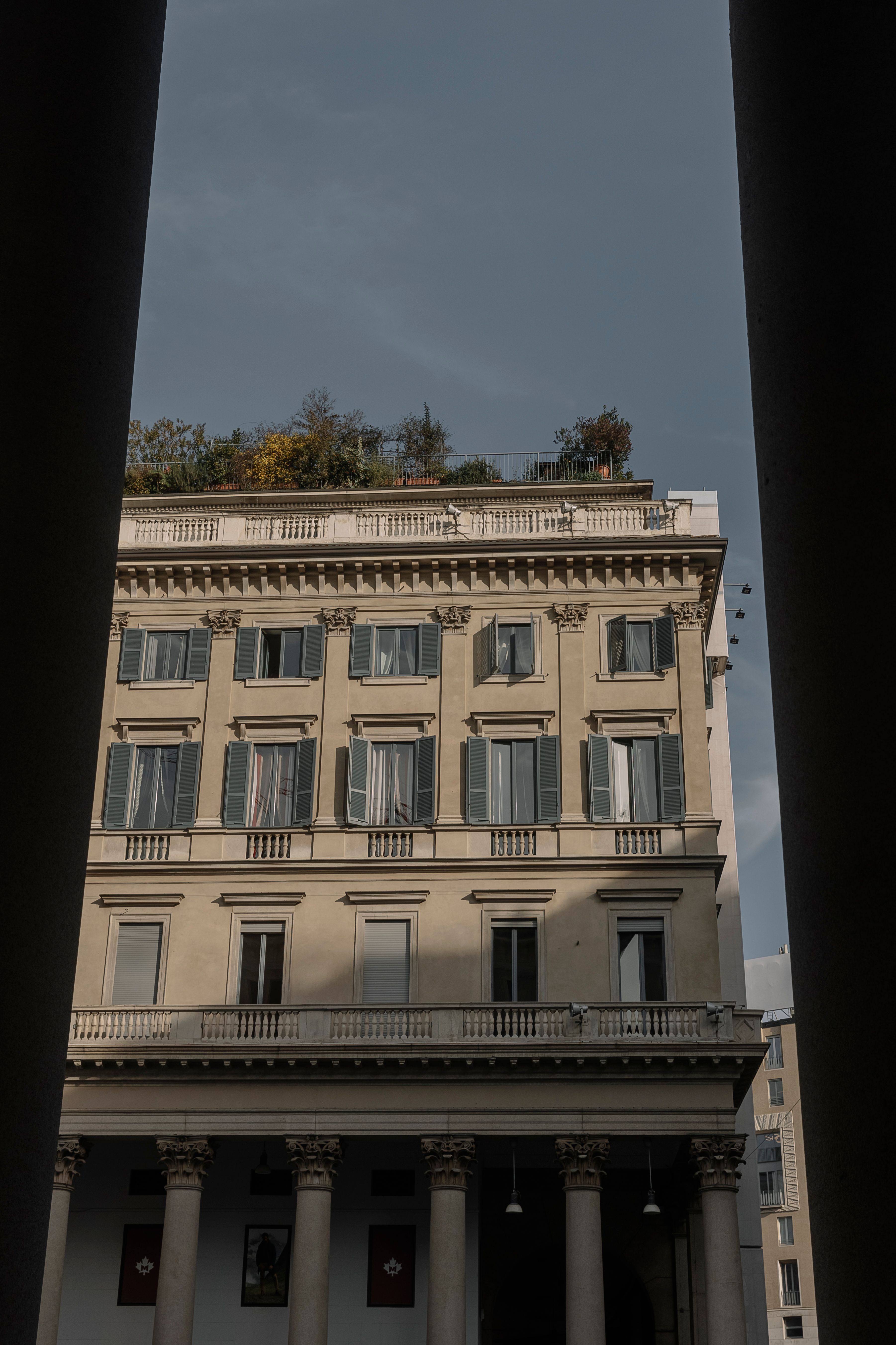 Urban Tenement with Columns · Free Stock Photo