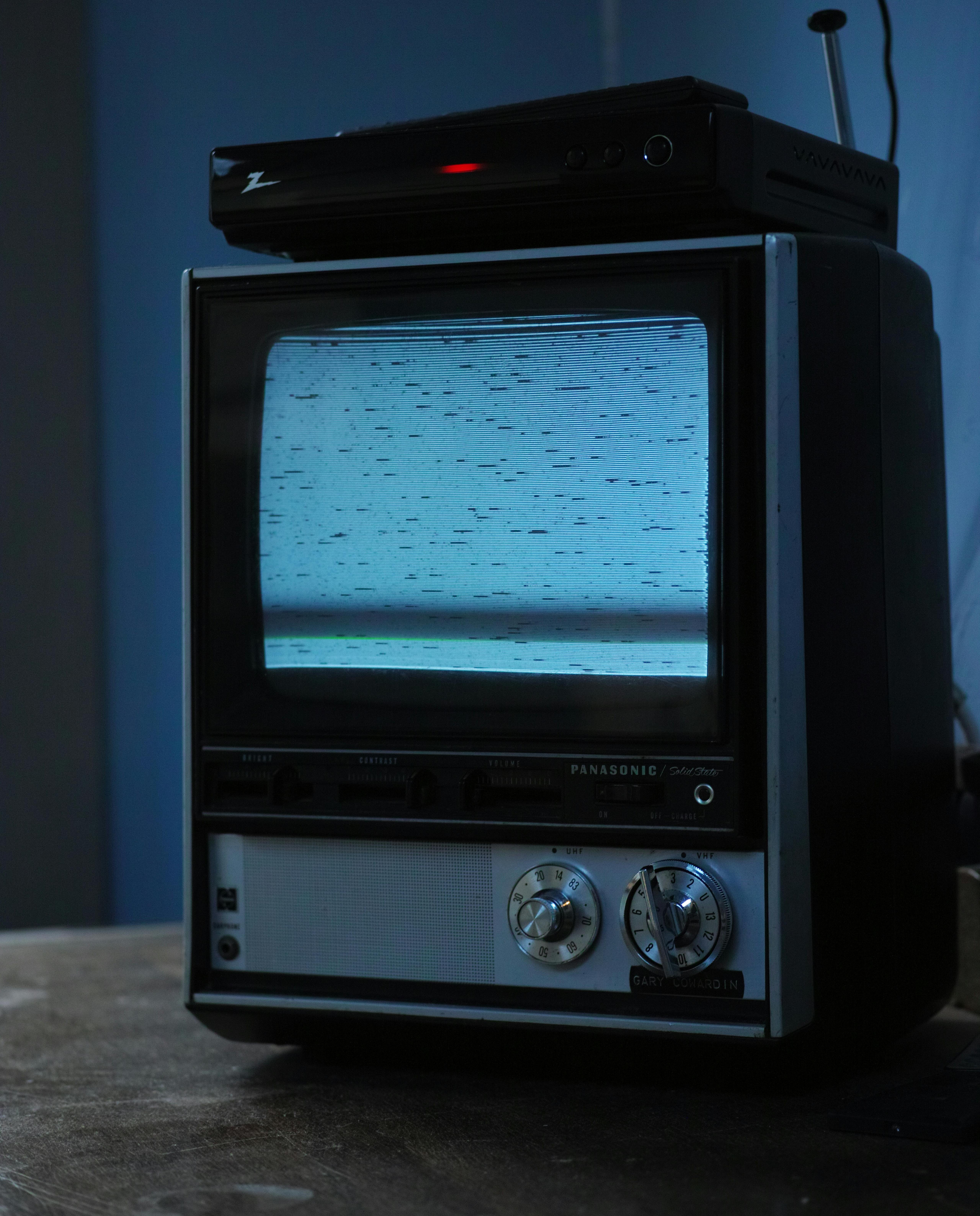 Tv set · Free Stock Photo