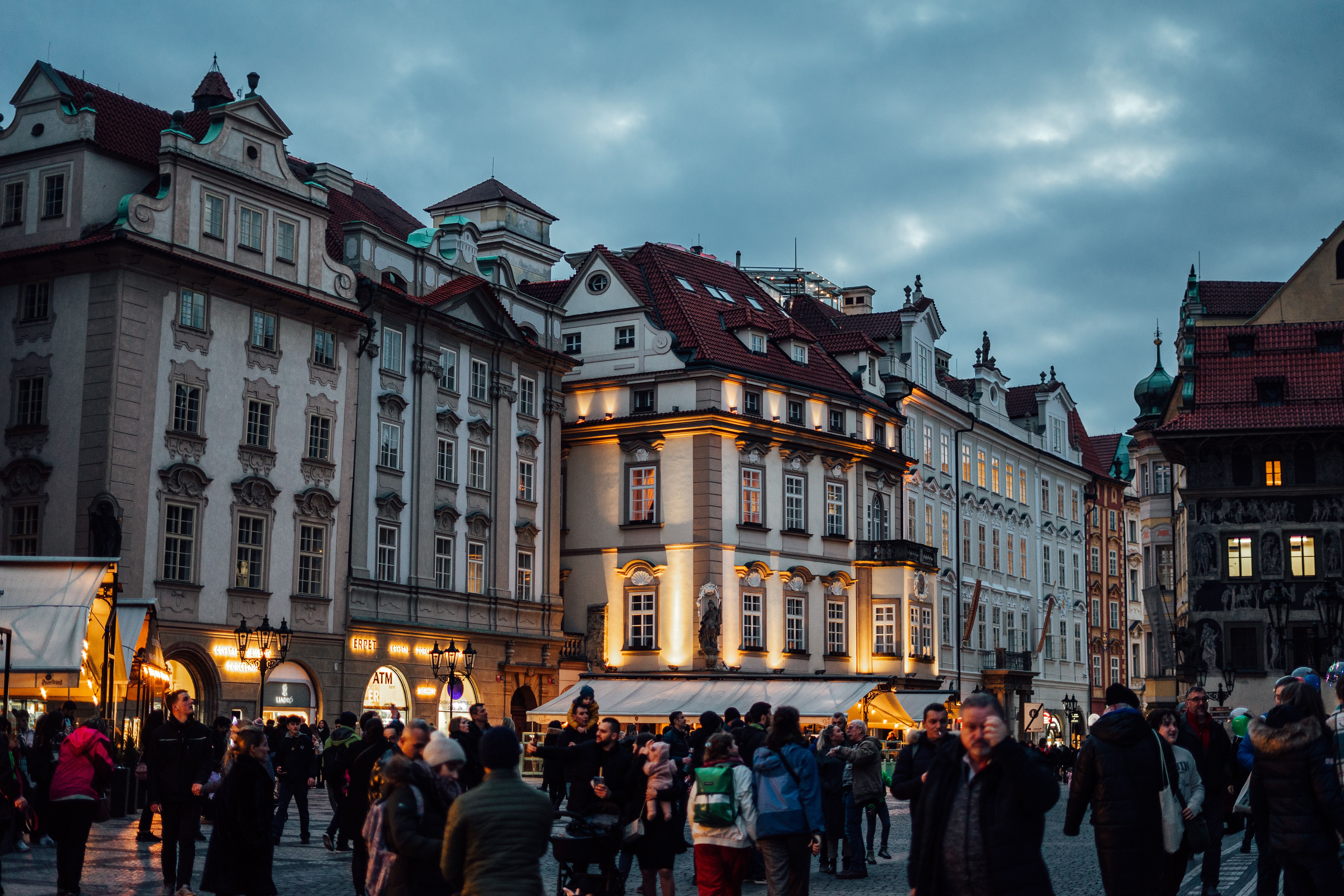 Crowd at Town Square in Evening · Free Stock Photo