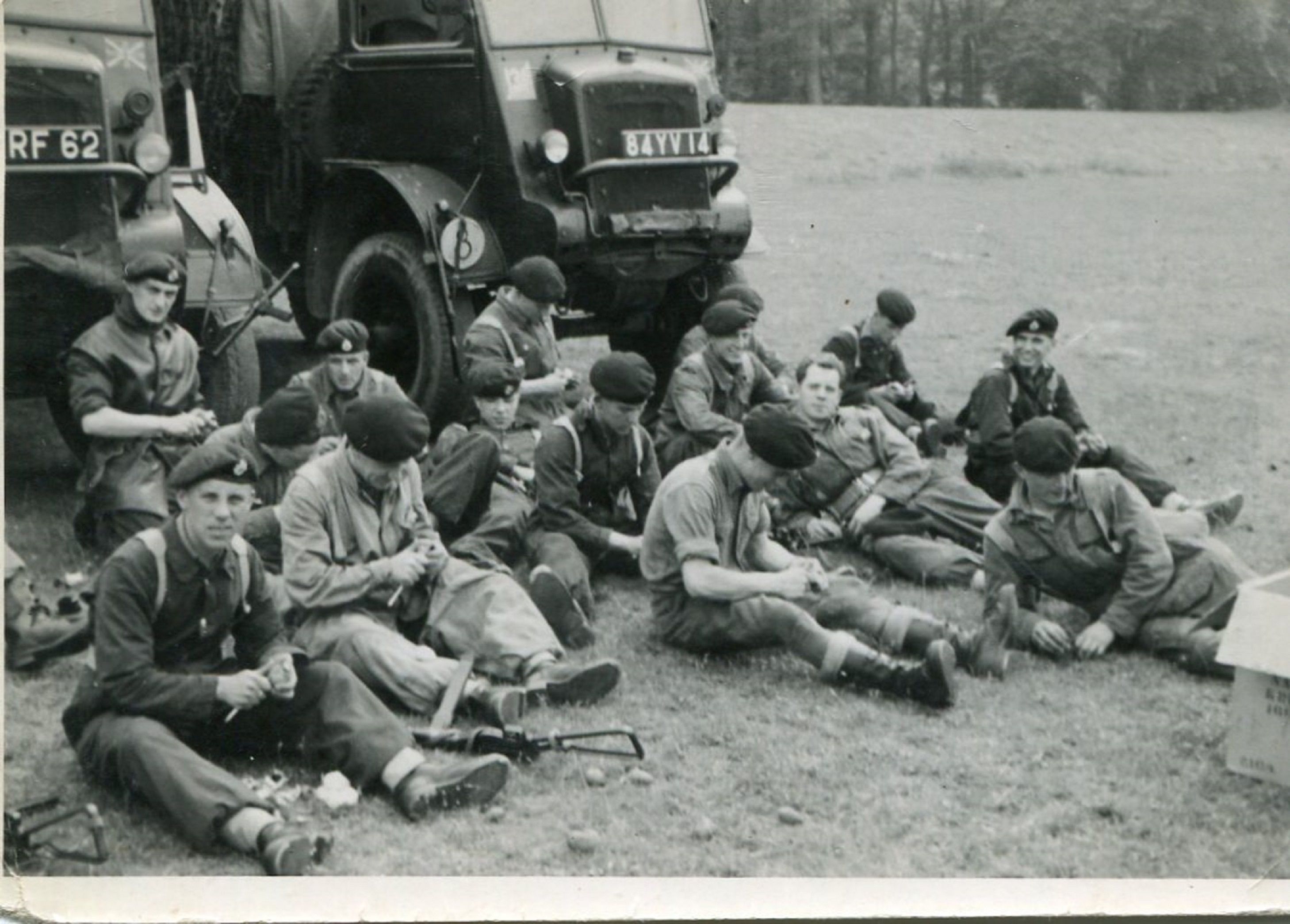 Relaxed Soldiers Photos, Download The BEST Free Relaxed Soldiers Stock ...