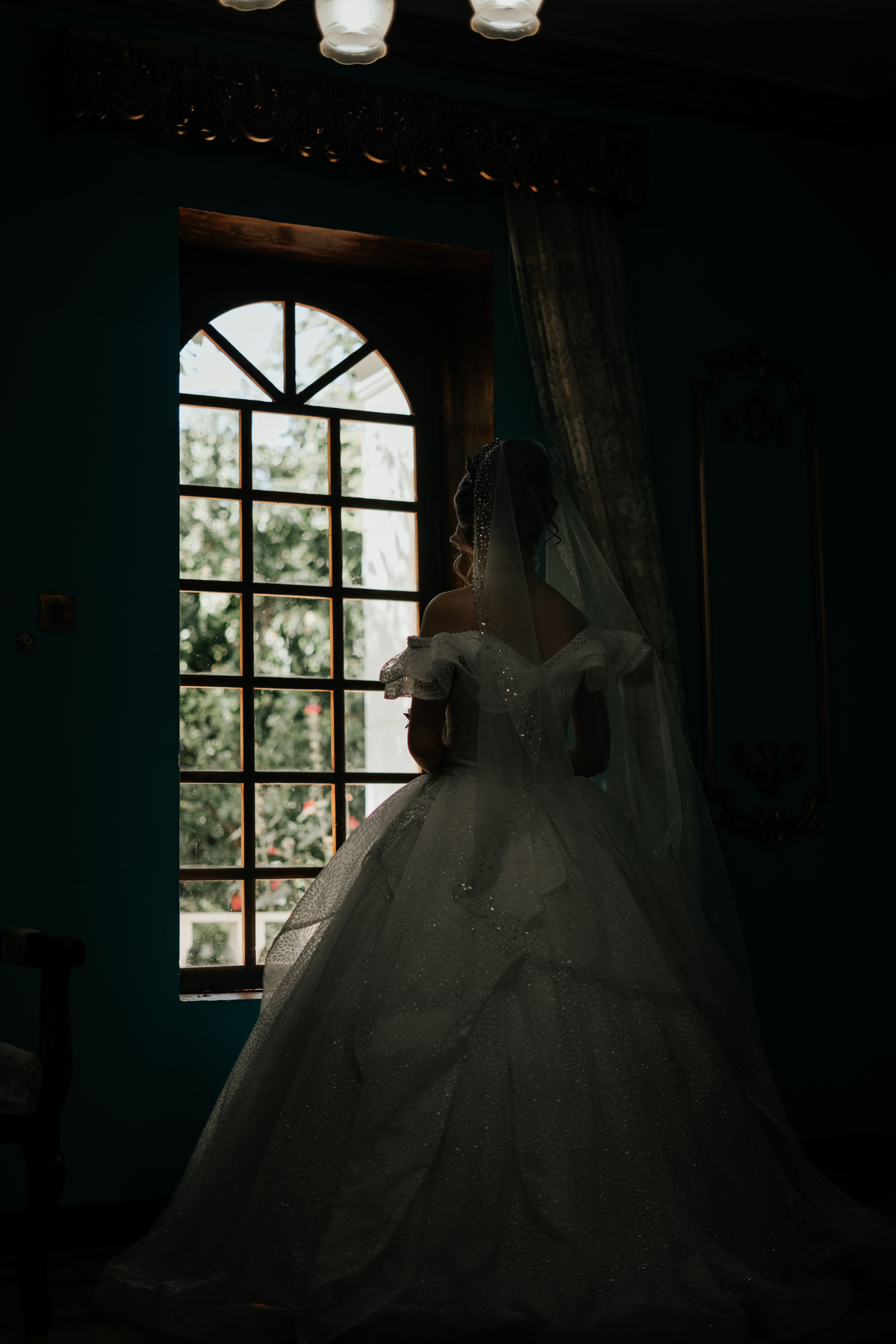 Back View of Bride in Darkness in Room · Free Stock Photo