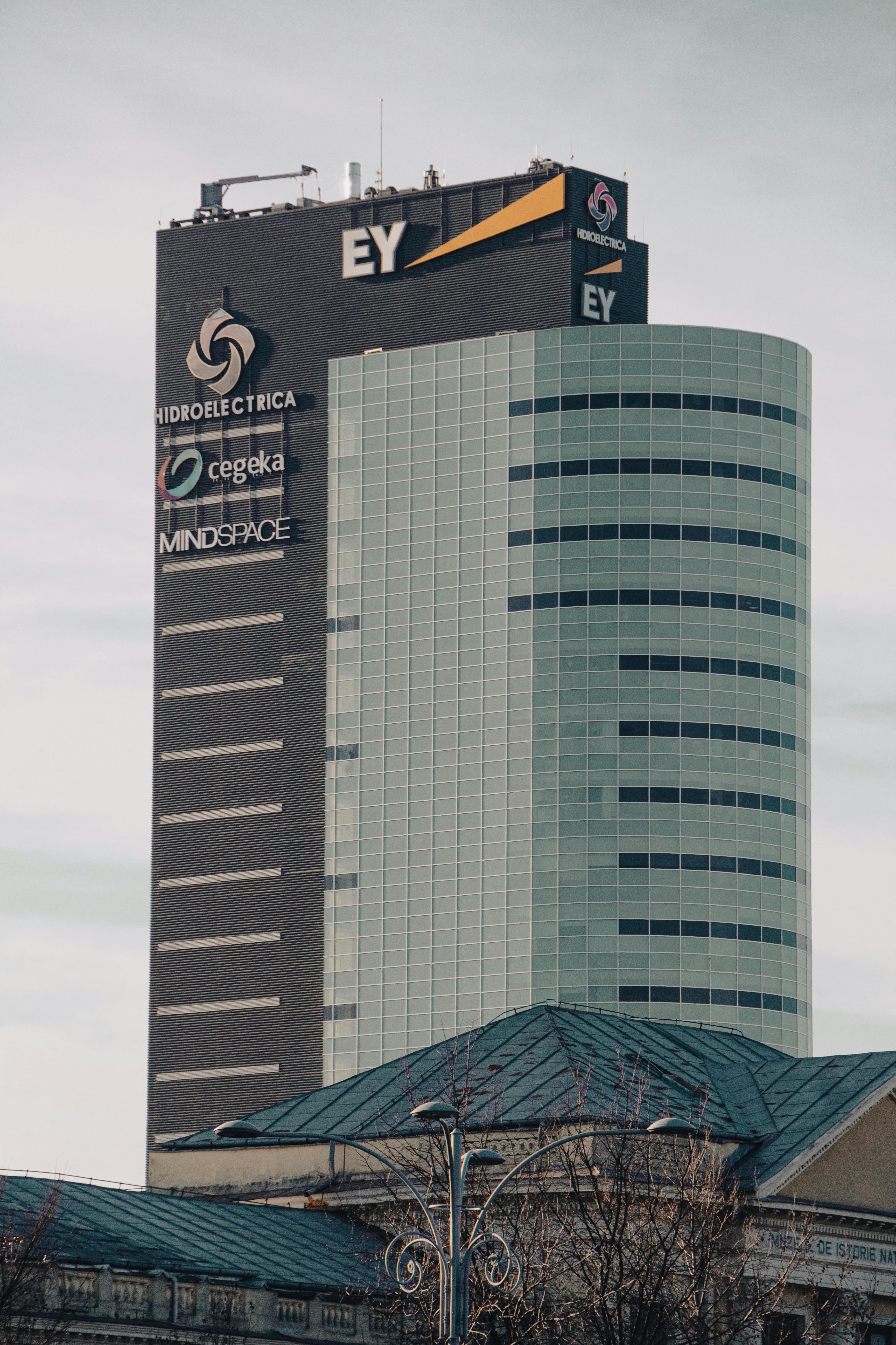 Modern Office Skyscraper in Bucharest · Free Stock Photo