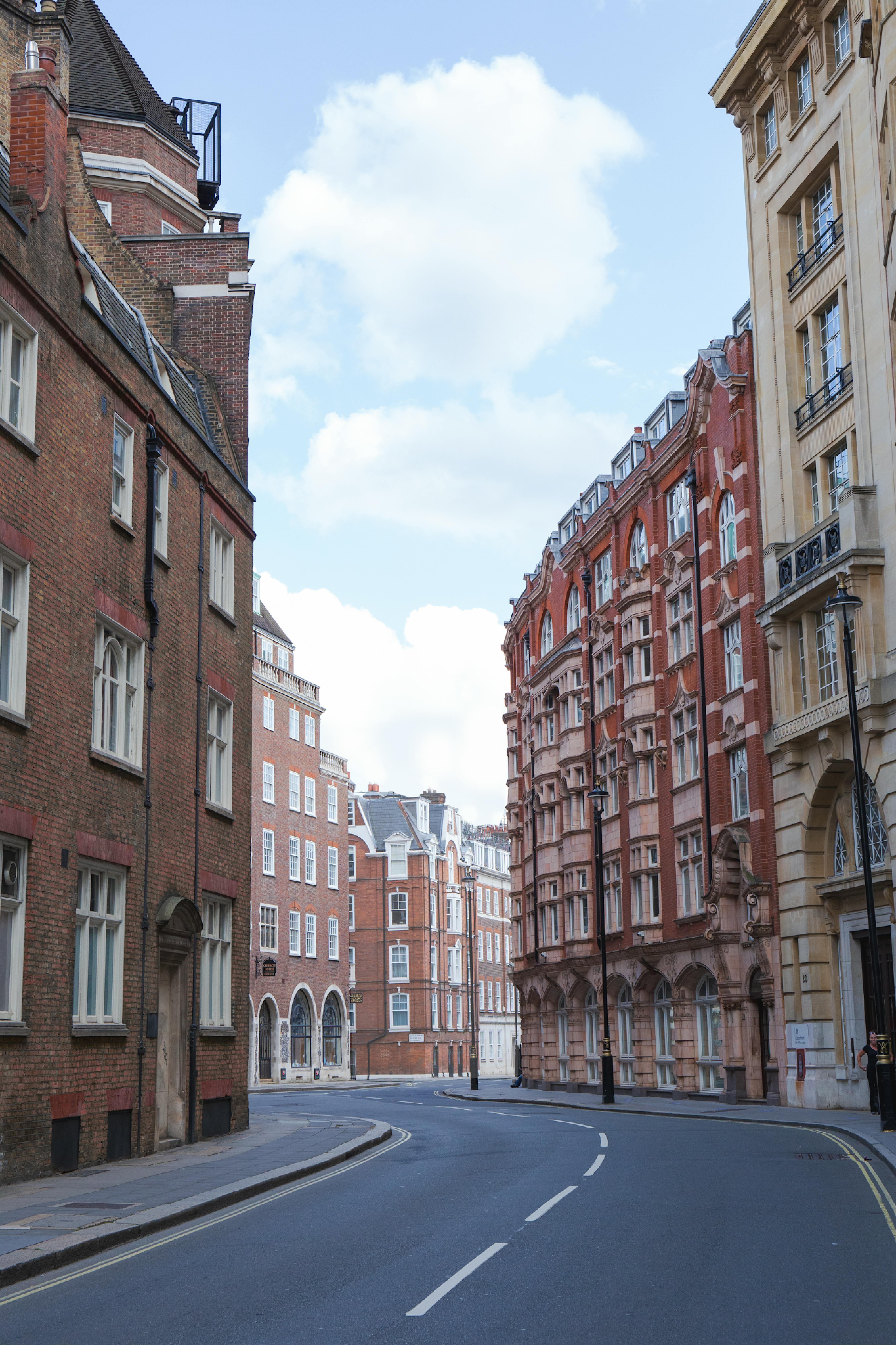 London empty street · Free Stock Photo