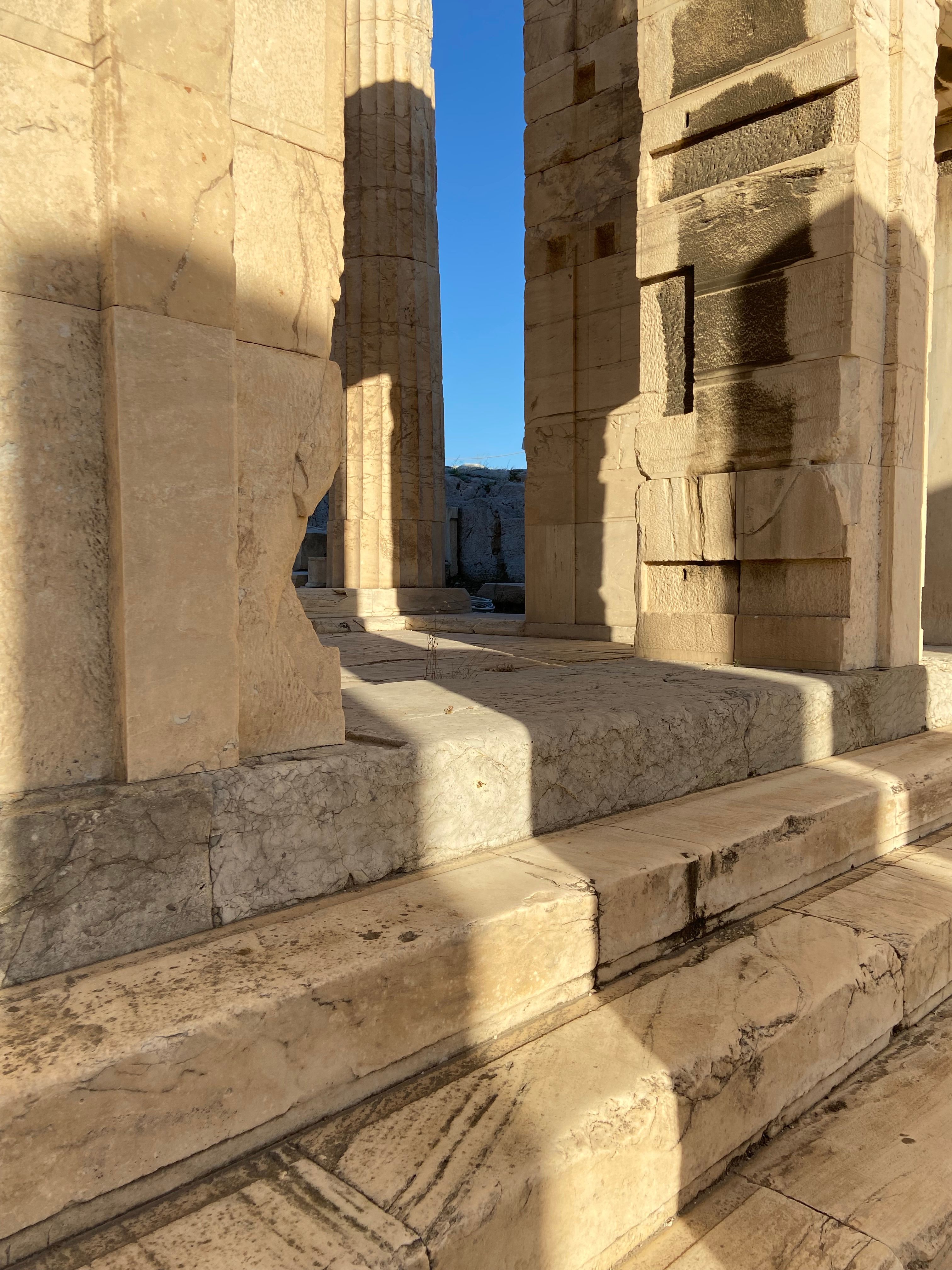 Stairs to Stone Building · Free Stock Photo