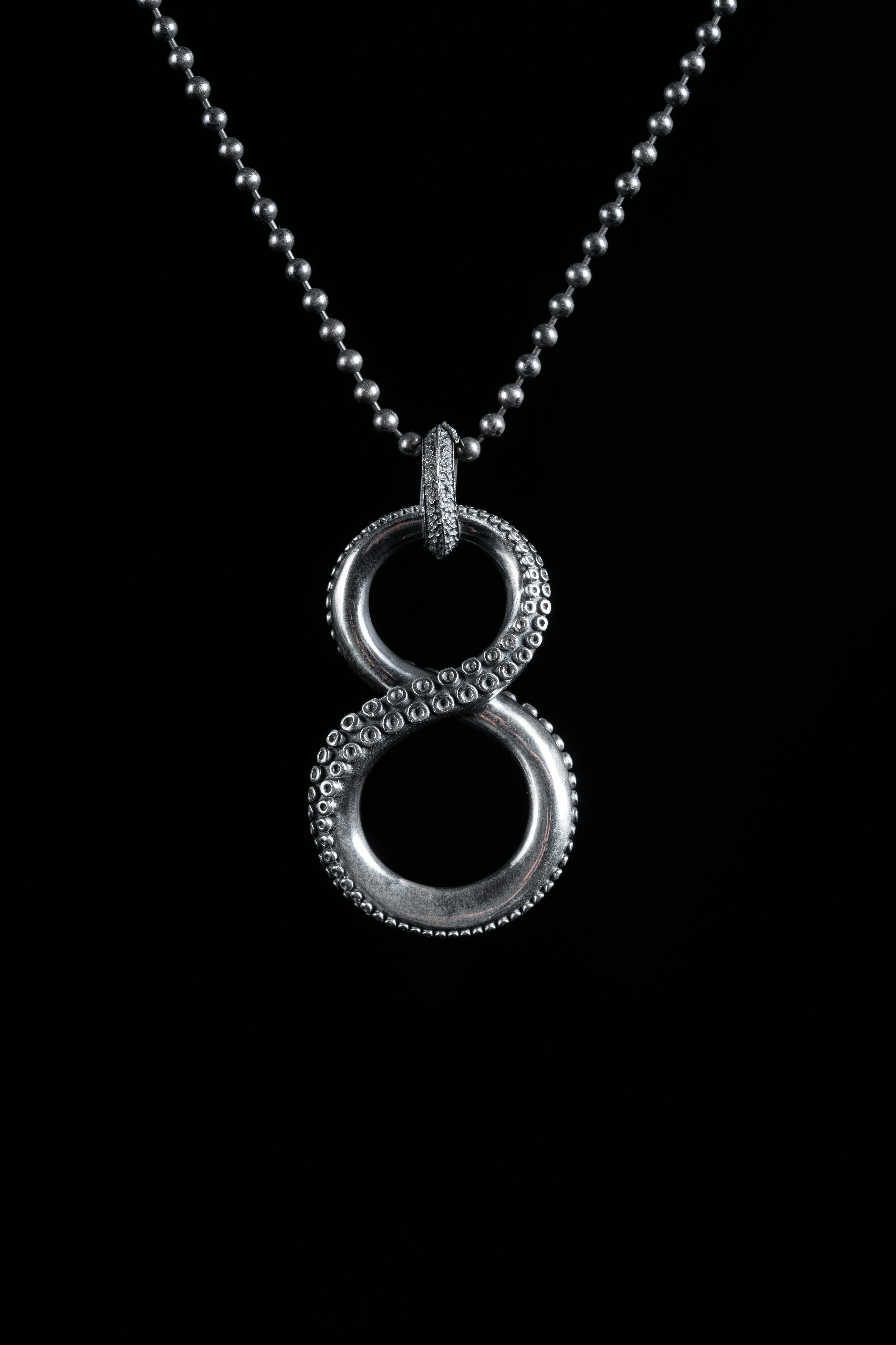 Octopus Infinity Keychain · Free Stock Photo