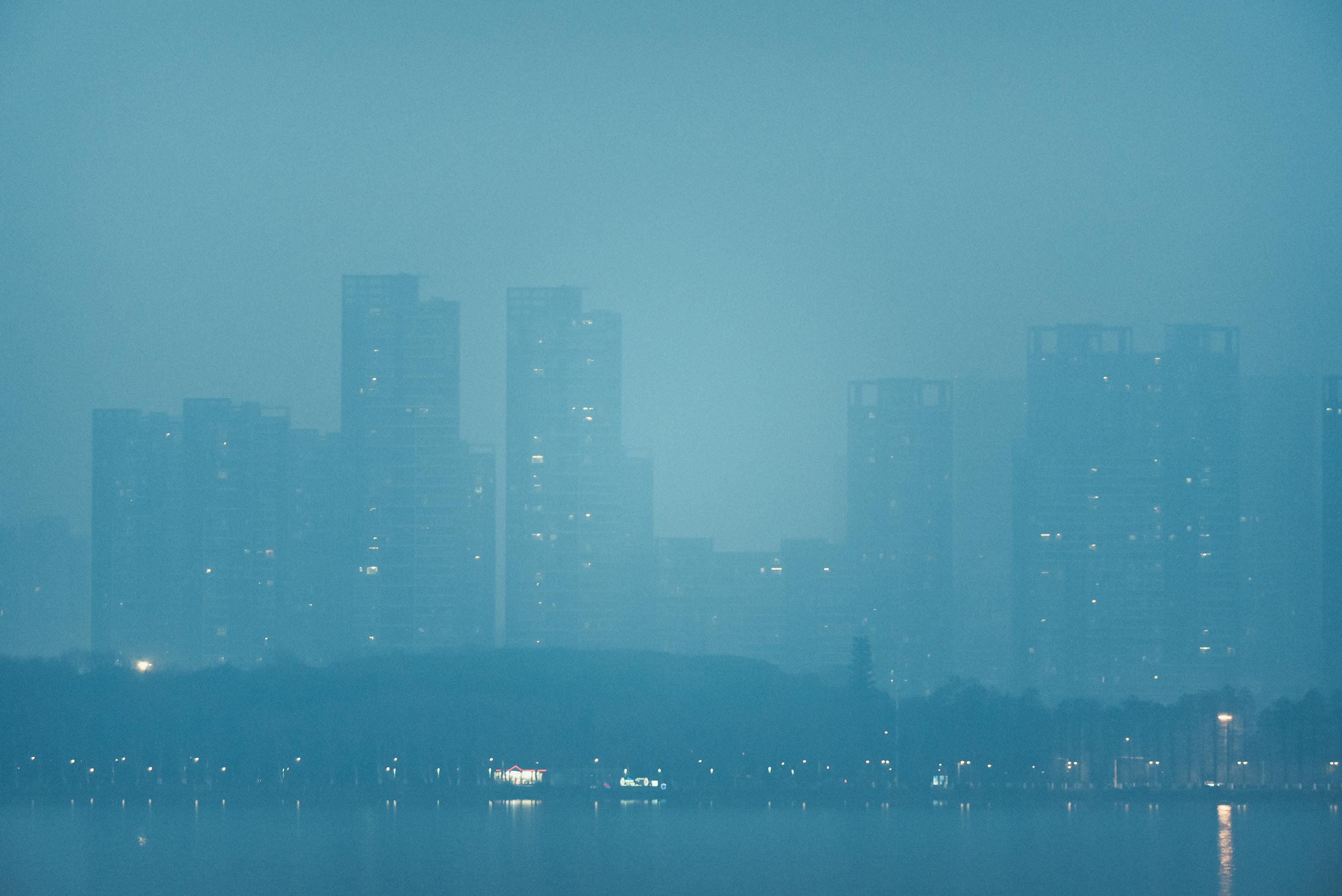 Downtown in Fog · Free Stock Photo