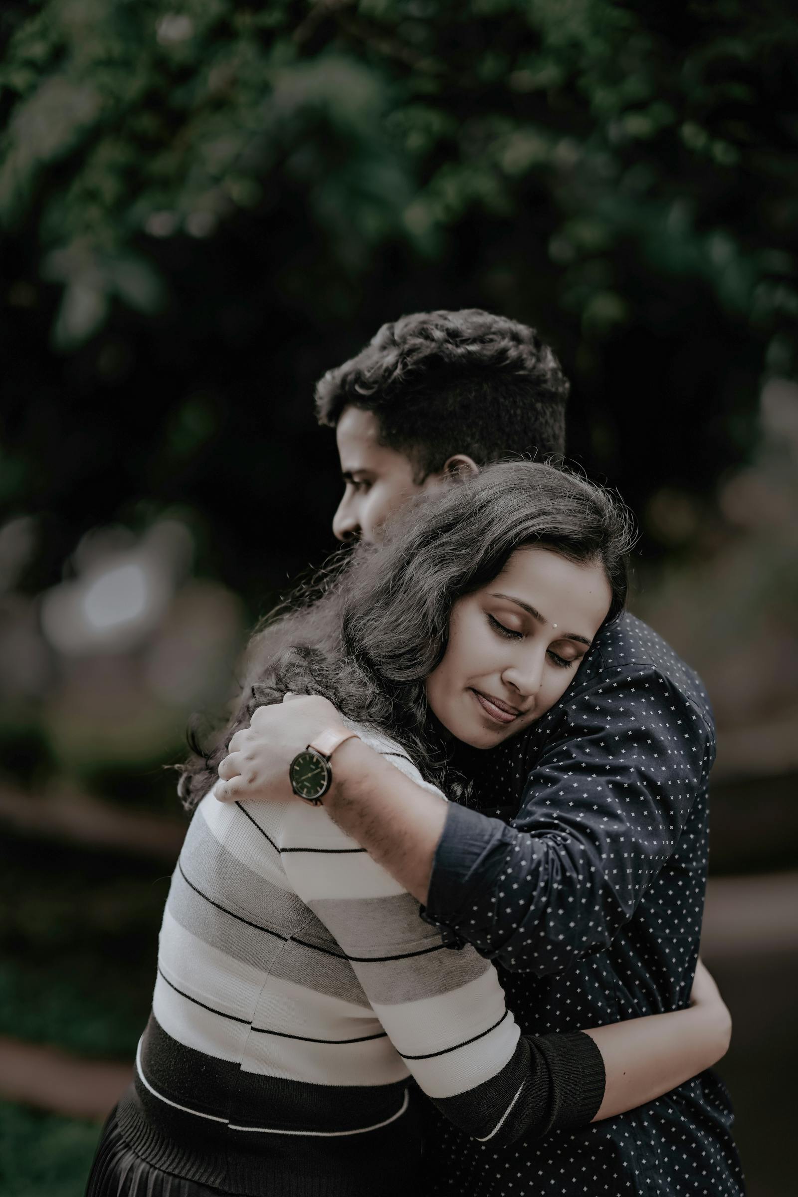 Indian Couple Hugging Photos, Download The BEST Free Indian Couple Hugging Stock Photos & HD Images
