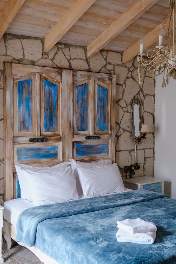 Rustic Hotel Room Photos, Download The BEST Free Rustic Hotel Room ...