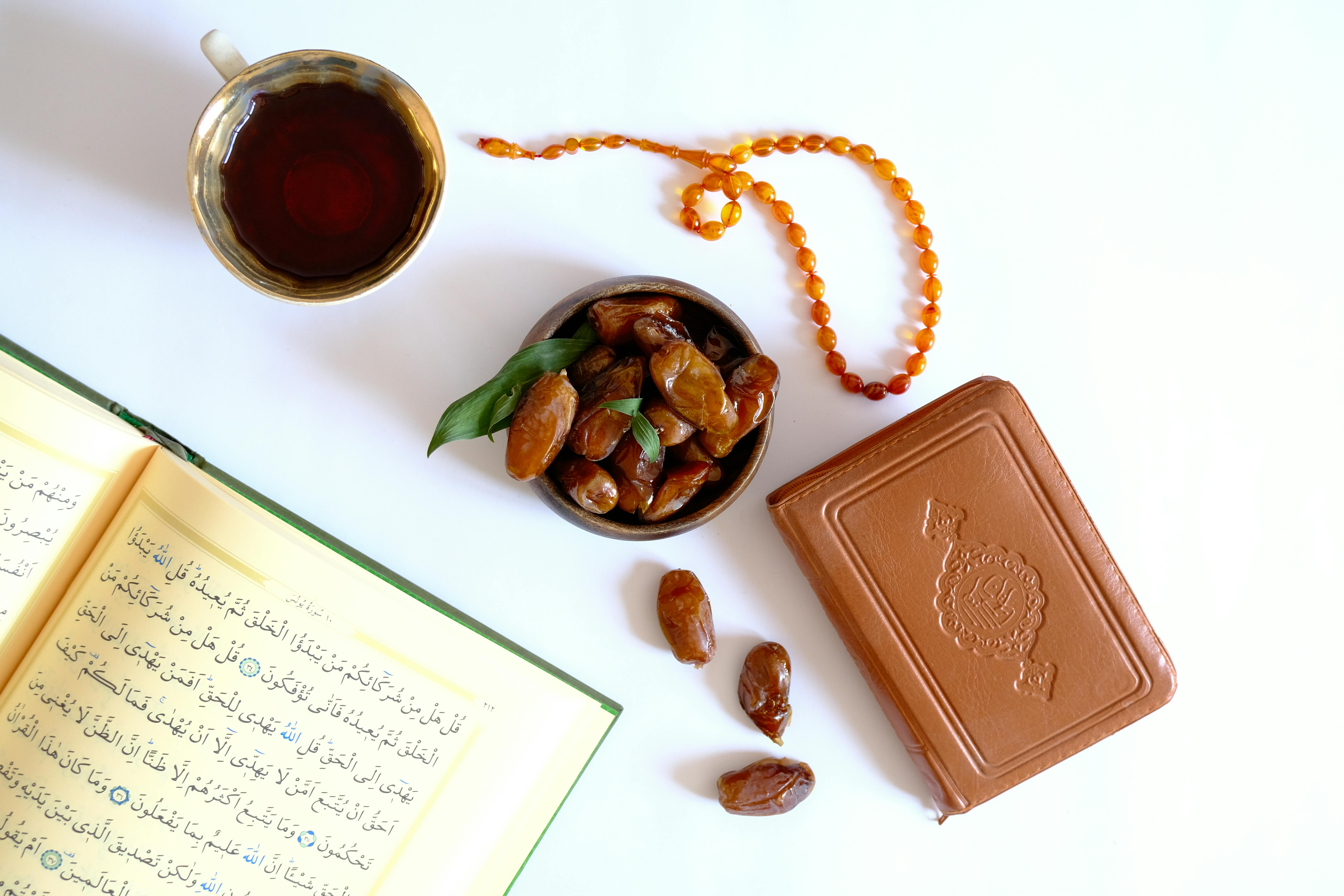 Arabic Book Background Photos, Download The BEST Free Arabic Book ...