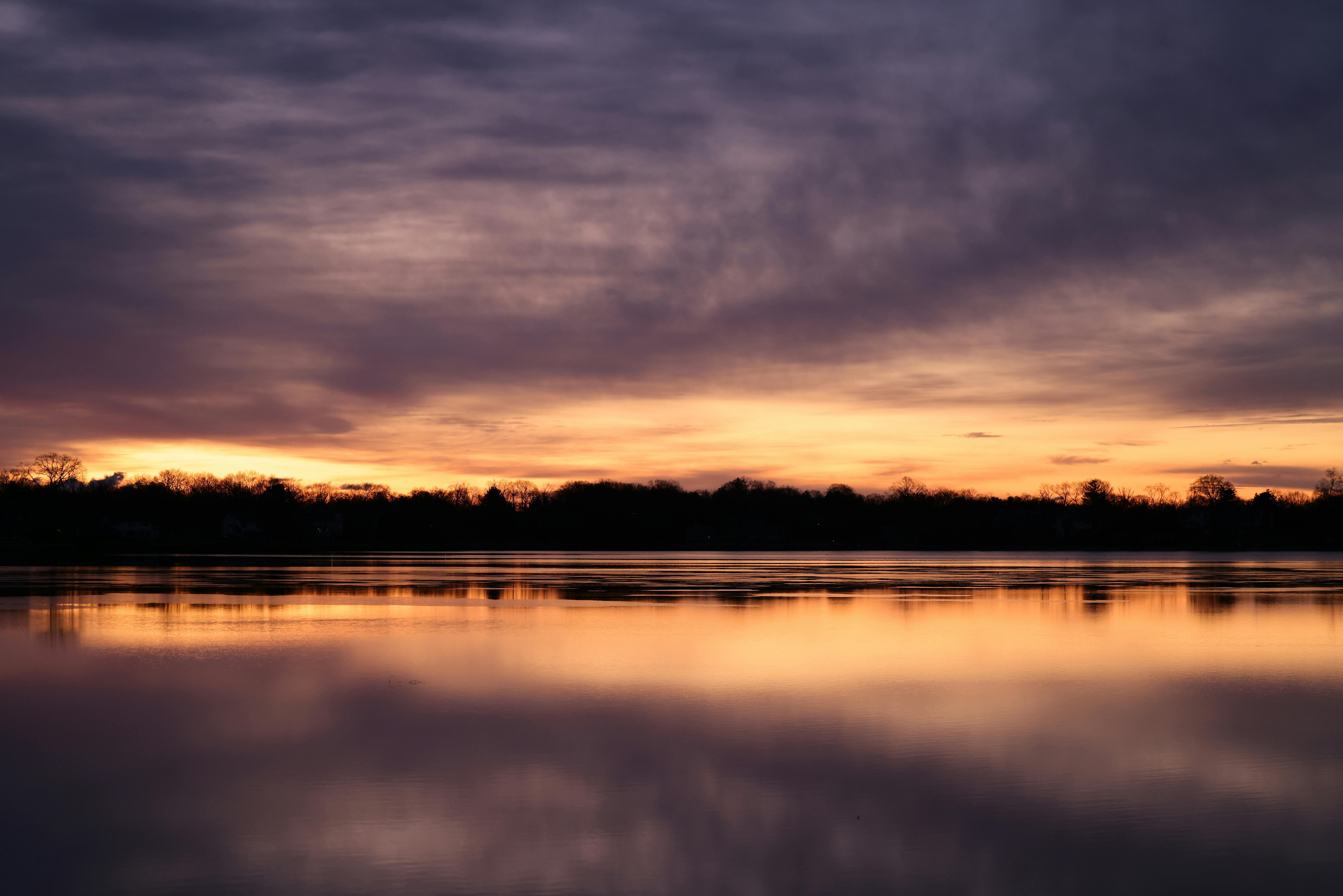 Rain Cloud over Lake · Free Stock Photo