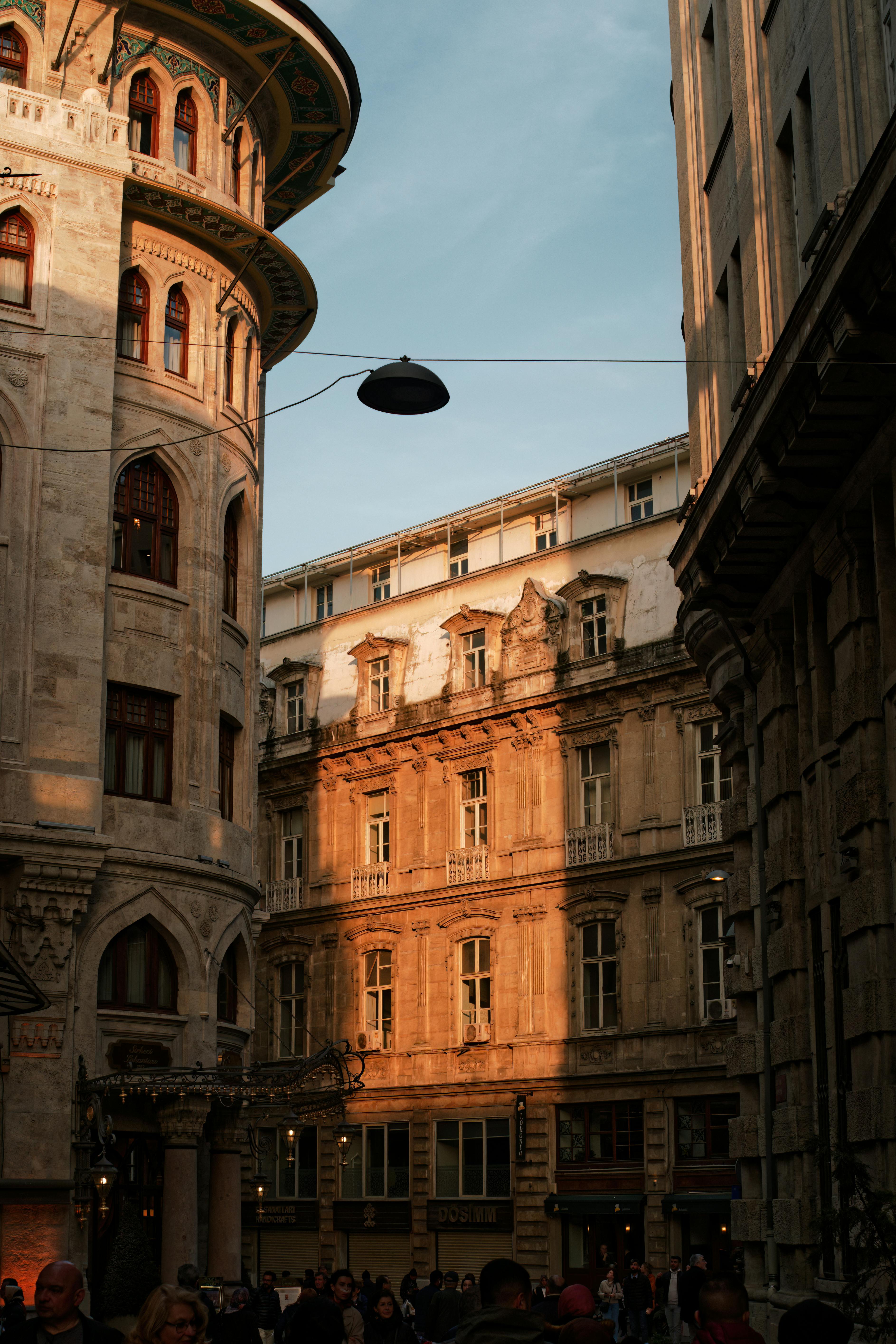Brown Building Under the Blue Sky · Free Stock Photo