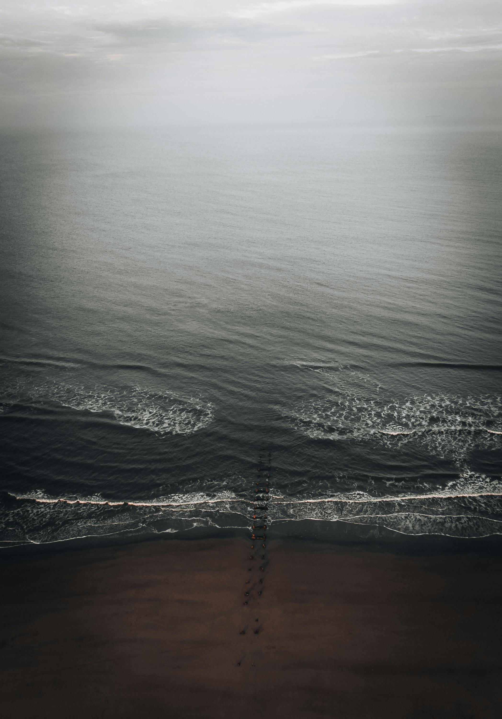 Ocean View During Foggy Day · Free Stock Photo