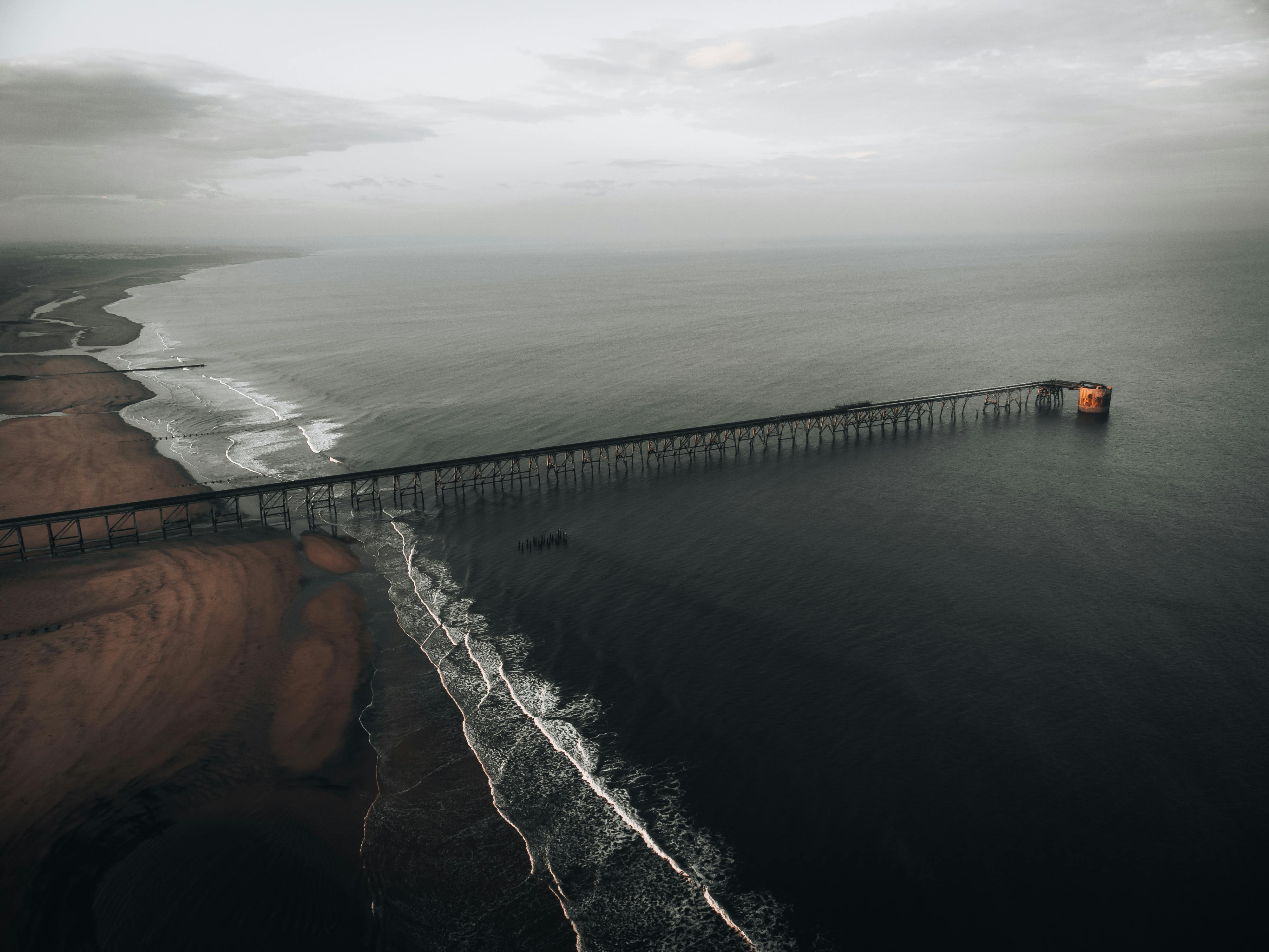 Neon Pier Photos, Download The BEST Free Neon Pier Stock Photos & HD Images