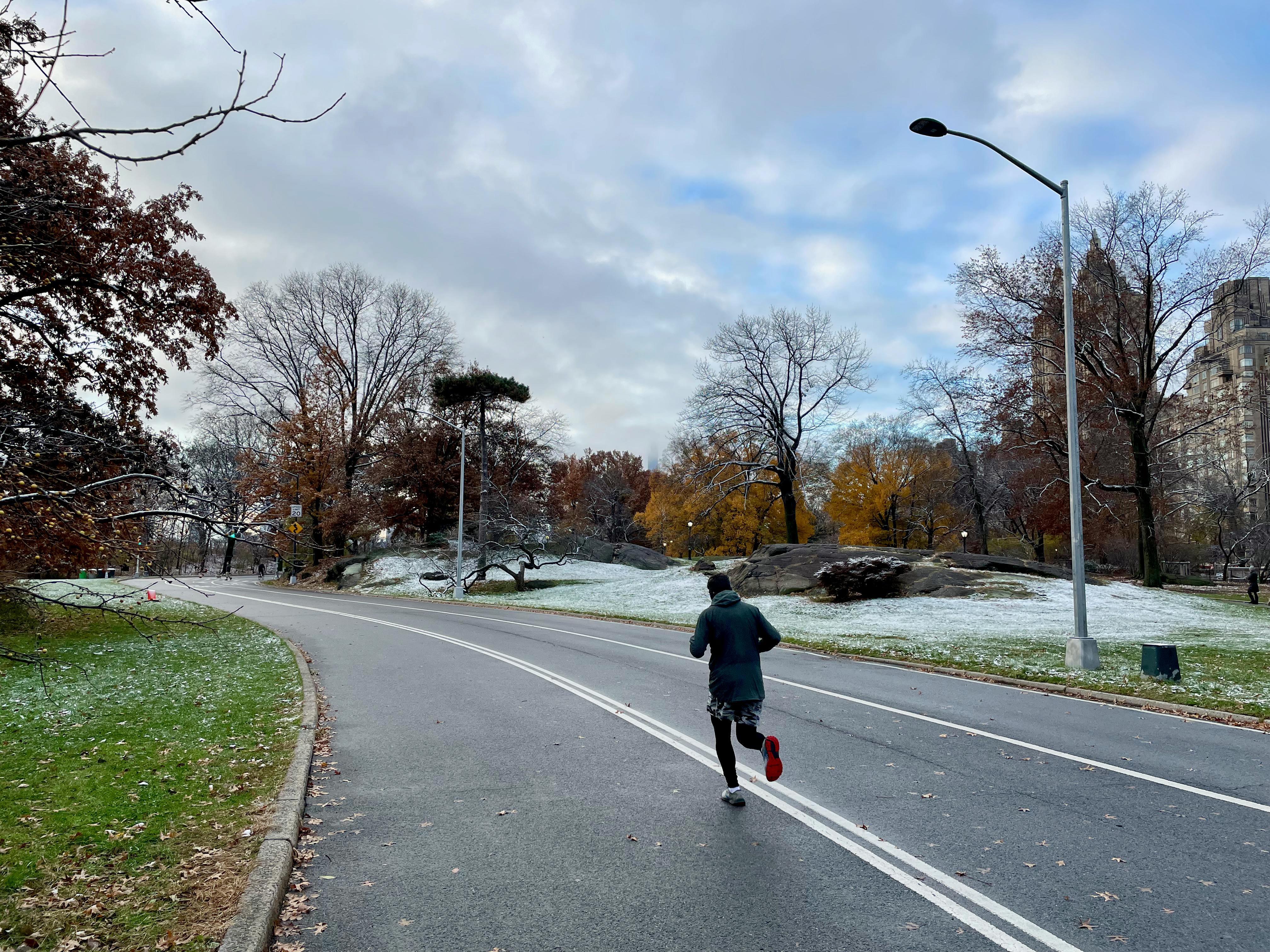 Man Running in Cold Weather · Free Stock Photo
