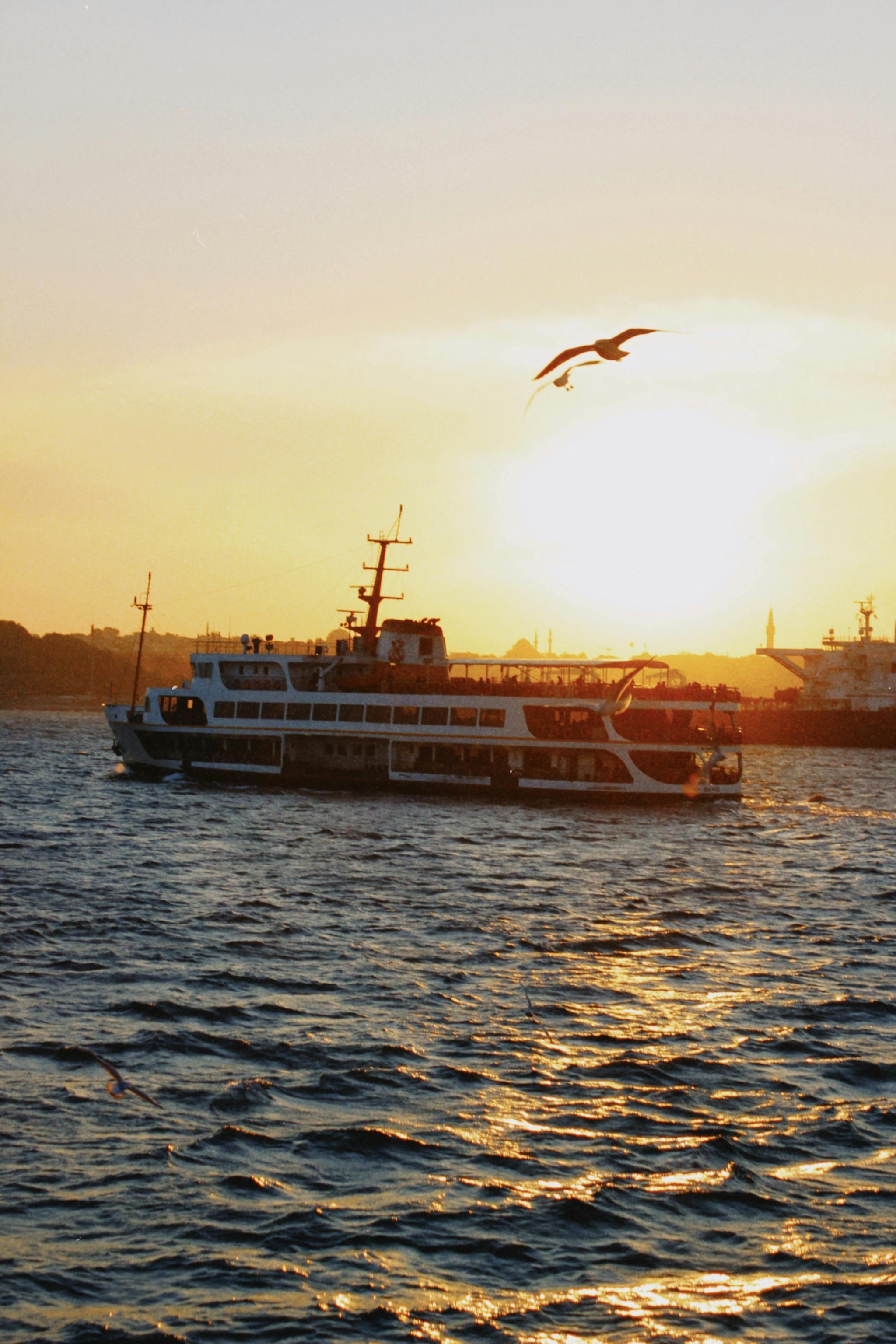 Sailing Ferry in Istanbul at Sunset · Free Stock Photo