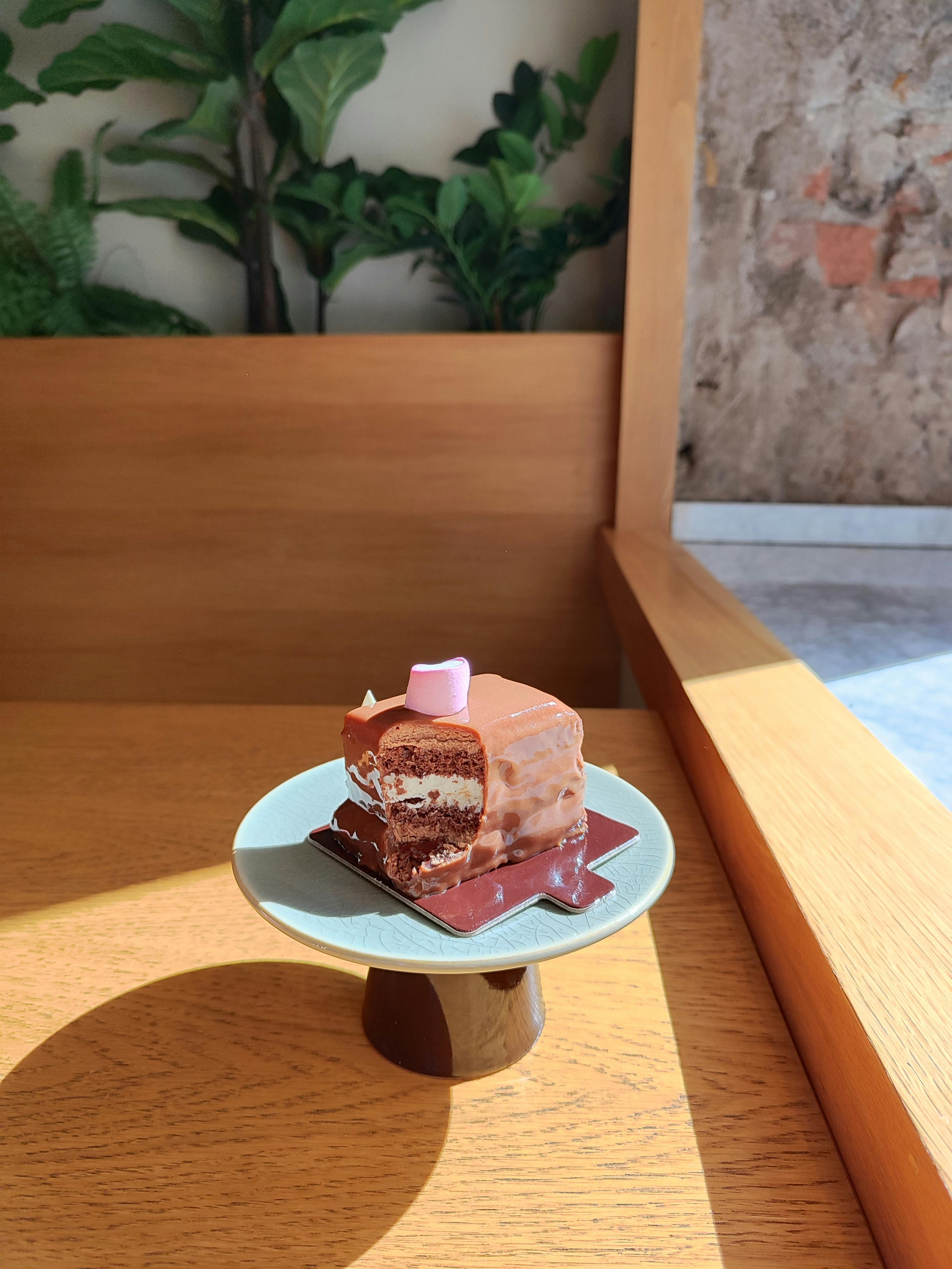 Ridge Piece Photos, Download The BEST Free Ridge Piece Stock Photos ...